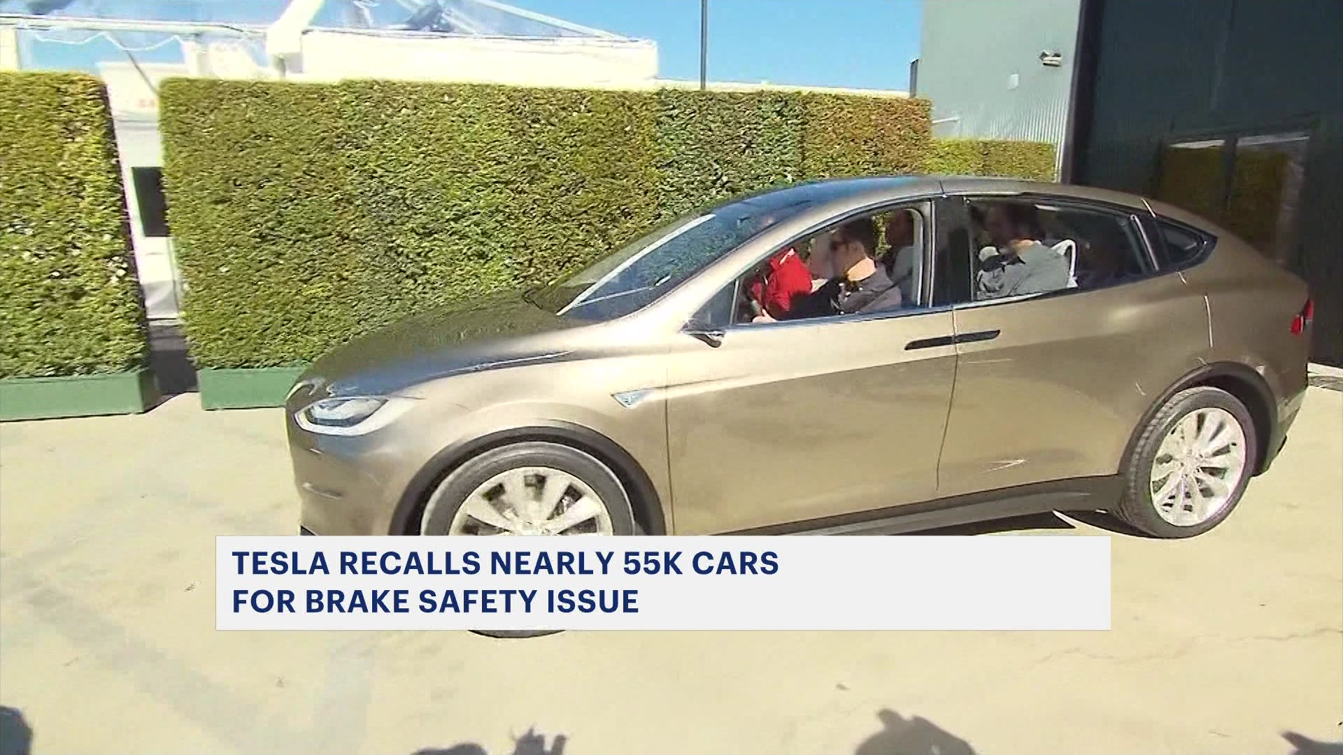 News 12 | Brooklyn | Tesla recalls nearly 55,000 cars due to potential ...