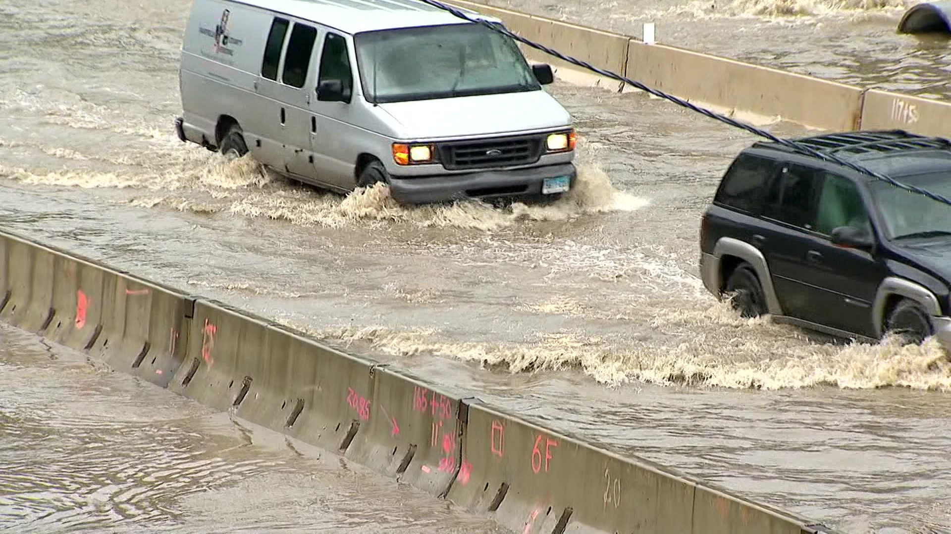 Flooding shuts down part of I-95 in Norwalk