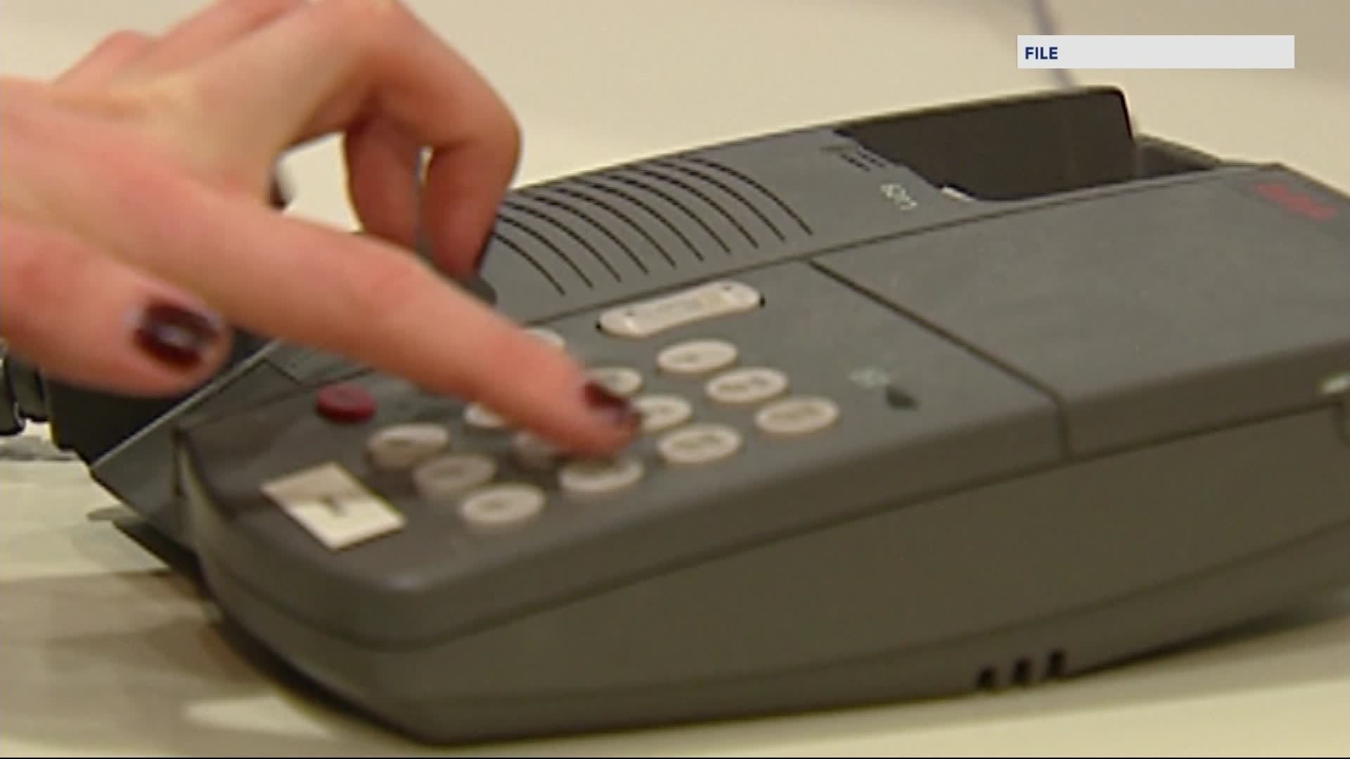 311 hotline celebrates 20th anniversary