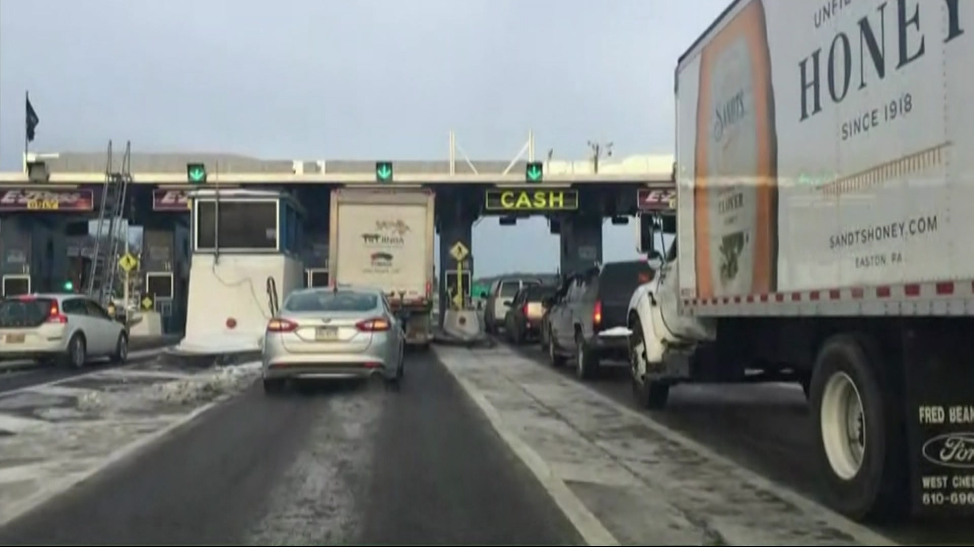 New toll rates in effect at NYC bridge and tunnel crossings