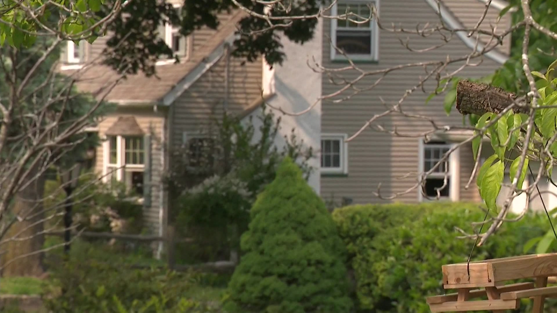 News 12 | New Jersey | Woman Rescued From House Fire In Hawthorne
