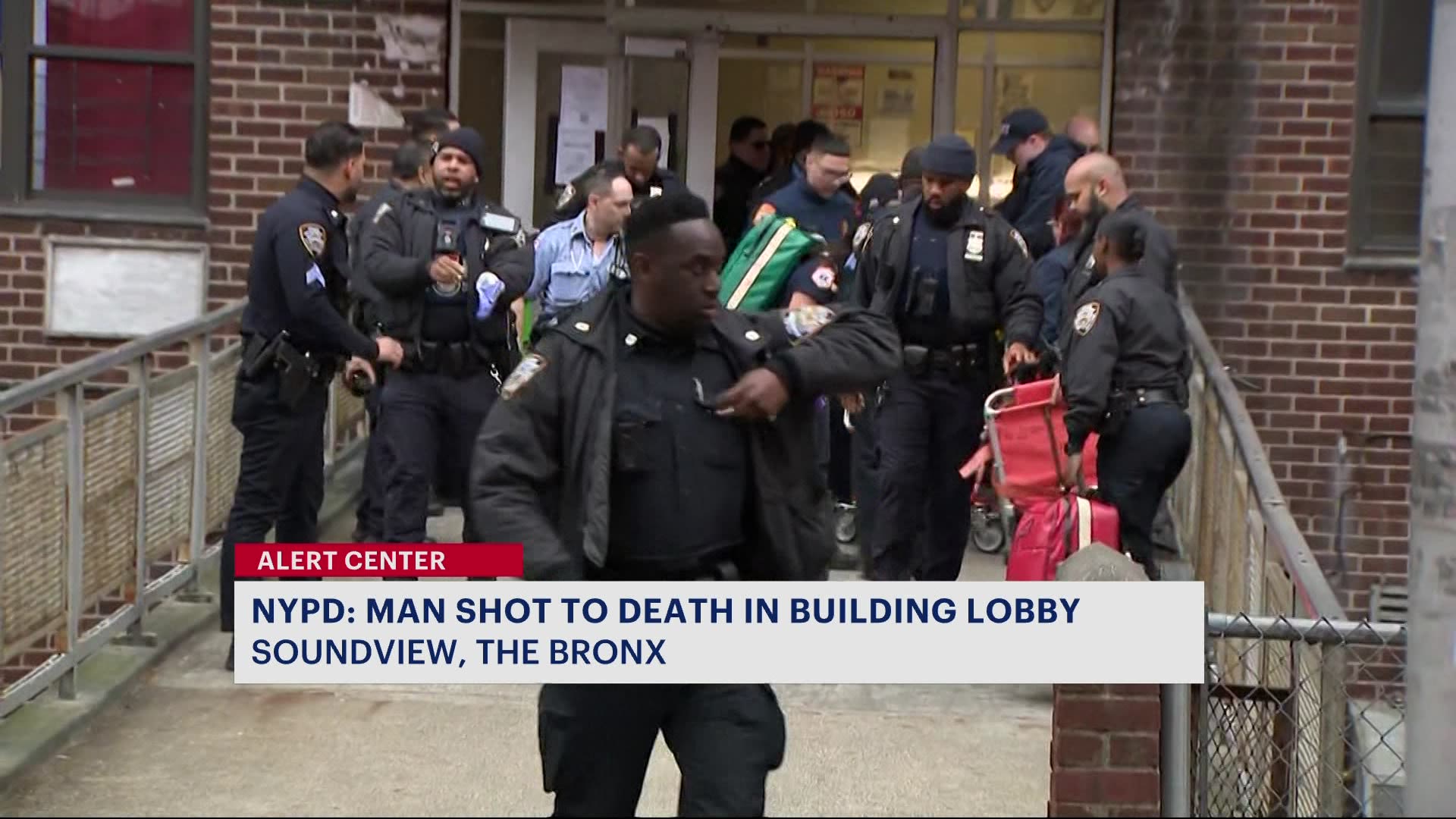 Nypd Brooklyn Man Fatally Shot In Soundview Apartment No Arrests