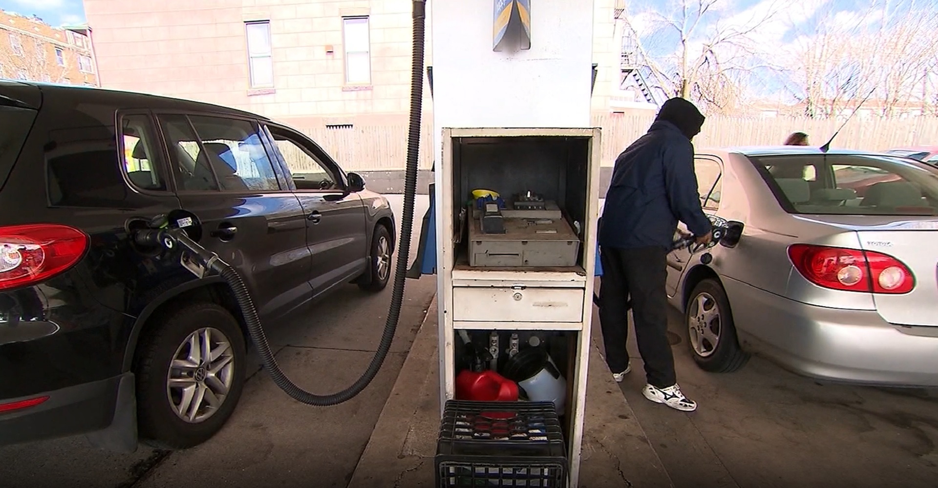 PUMP PATROL: Gas prices hit new record high in Connecticut