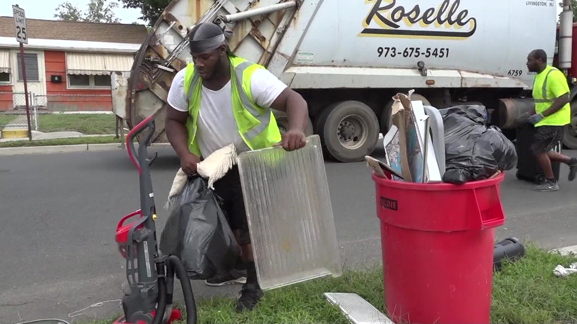 Video of dancing trash collectors recorded on home’s security camera ...