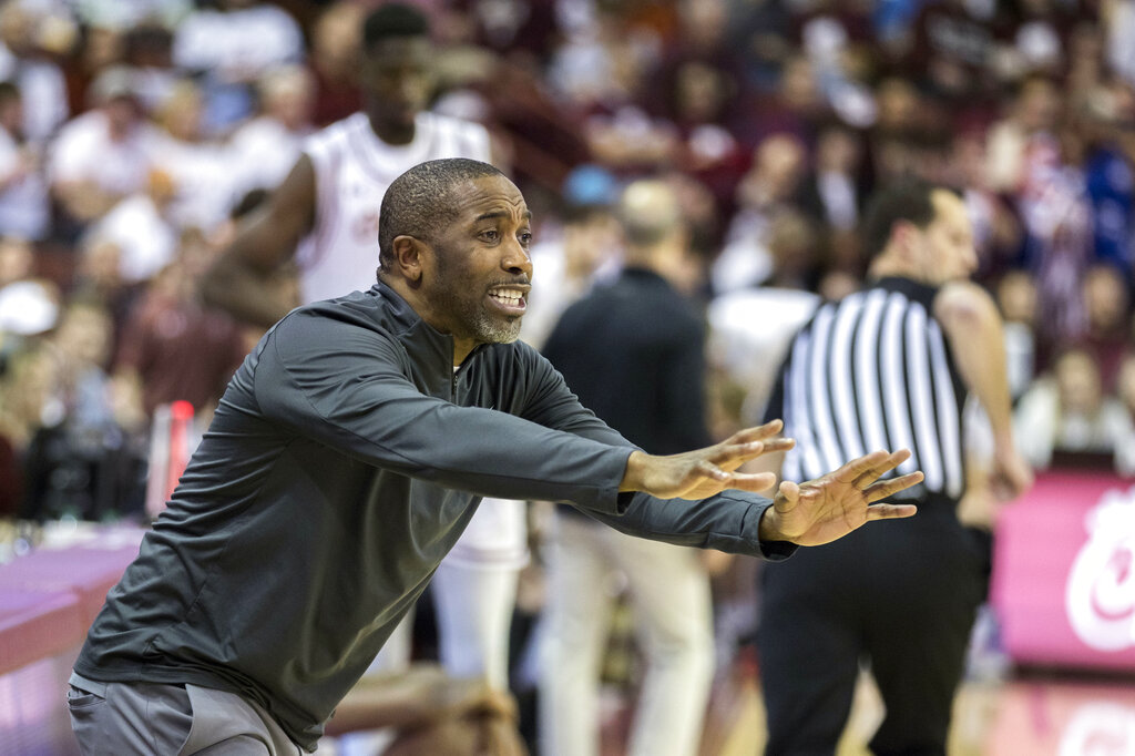 News 12 | Long Island | Hofstra Signs Head Coach Speedy Claxton To ...
