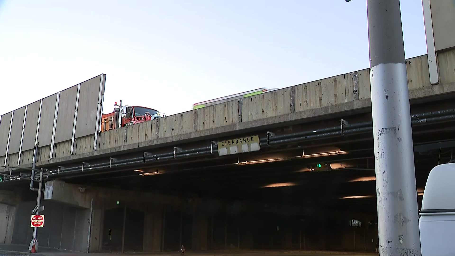 Elizabeth roadway reopens following New Jersey Turnpike crash that sent ...