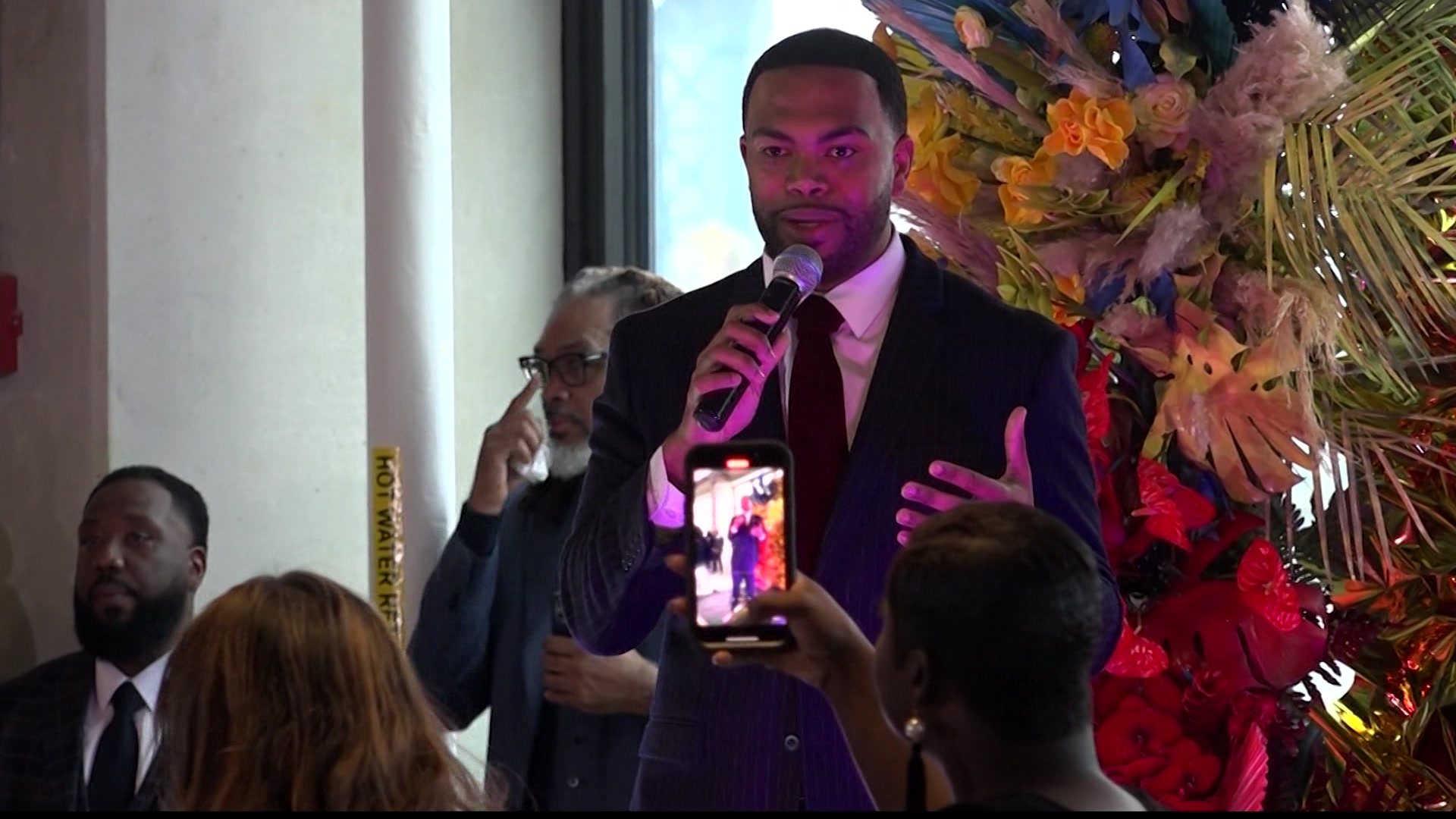 News 12 | Bronx | Black Mens Brunch At Brooklyn Navy Yard Unites ...