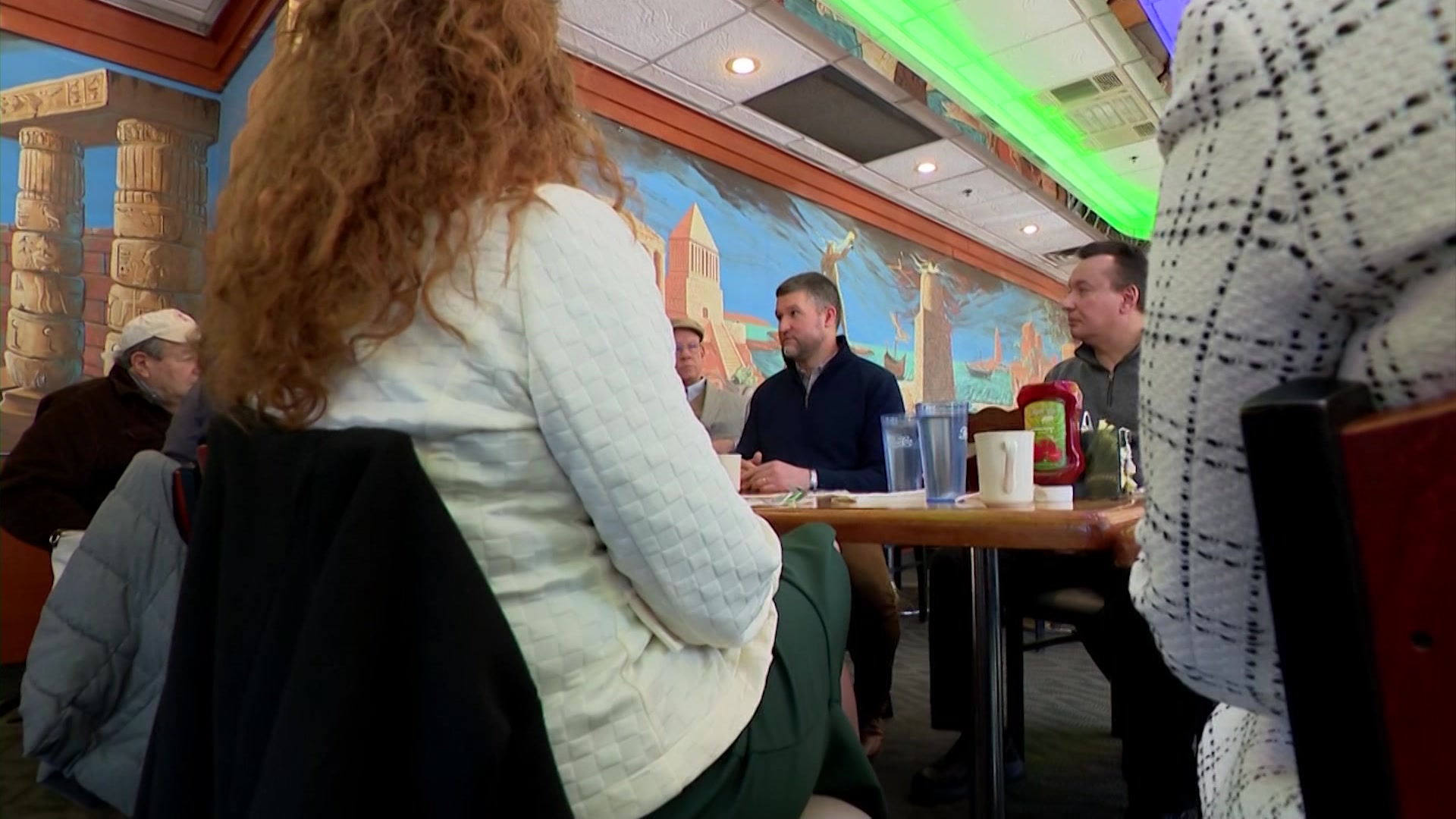 Community leaders, farmers meet for ‘kitchen table’ discussion with Rep ...