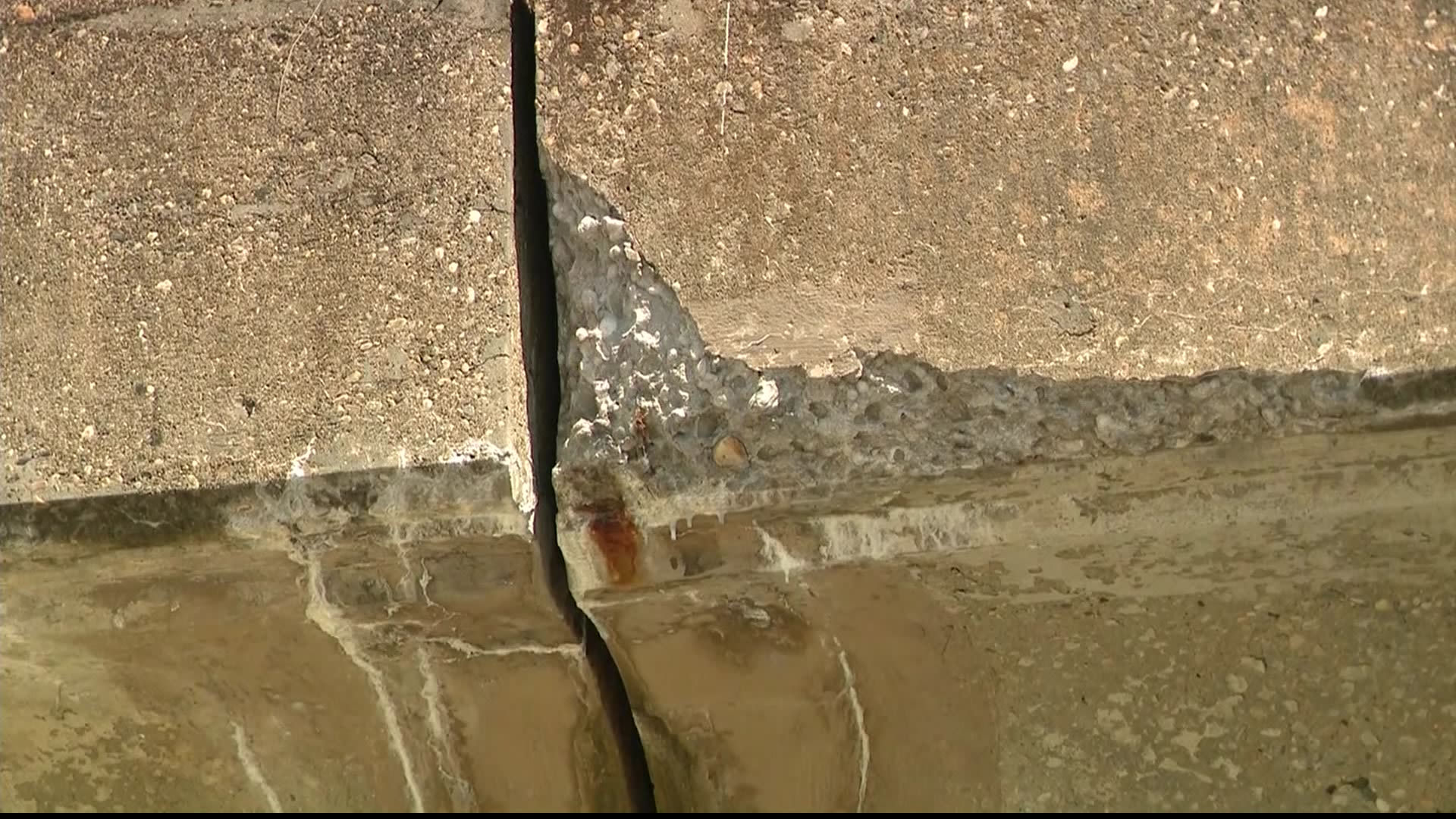 Blakeman, Valley Stream mayor support push for upgrades to eroding LIRR ...