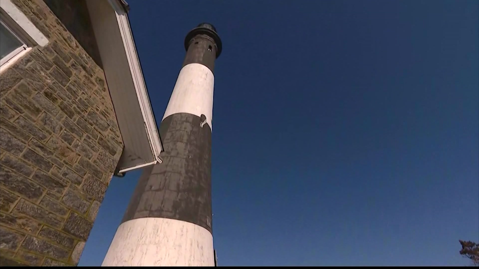 Repairs begin to preserve Fire Island Lighthouse