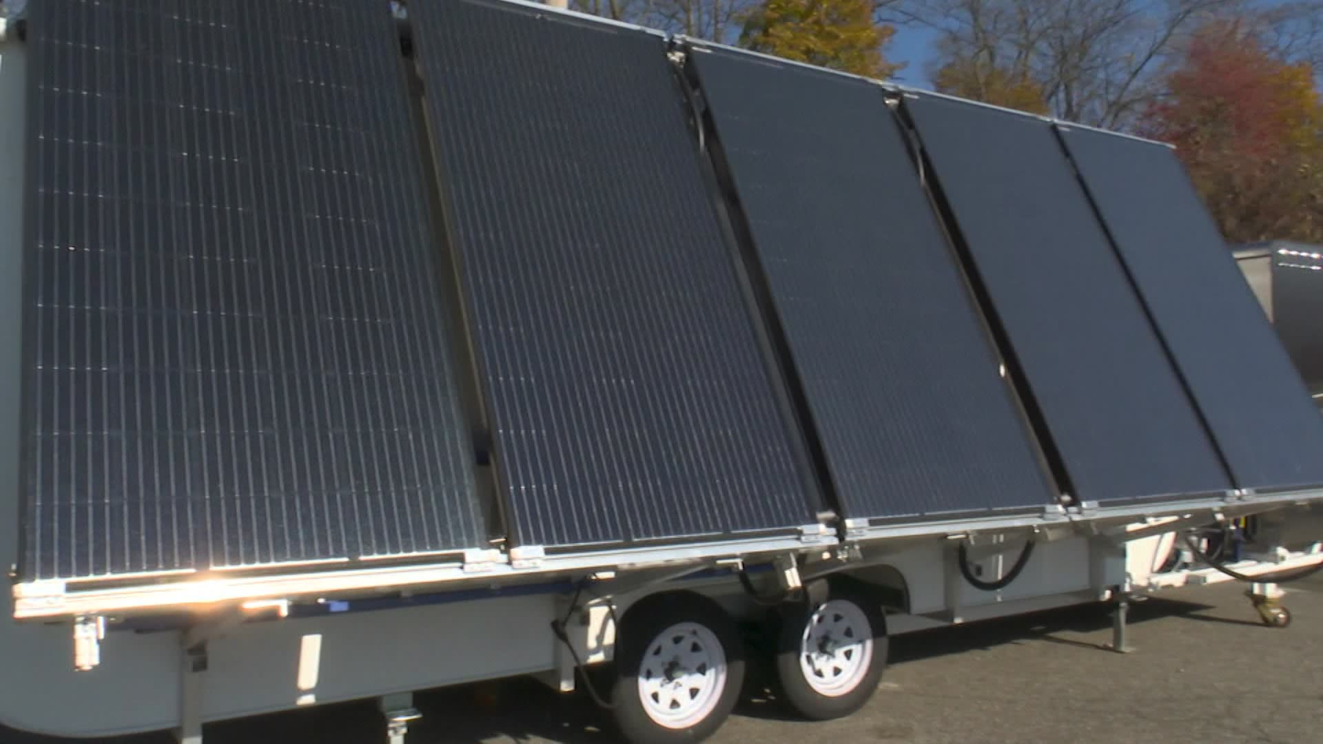 New hybrid solar panel technology tested by Con Edison