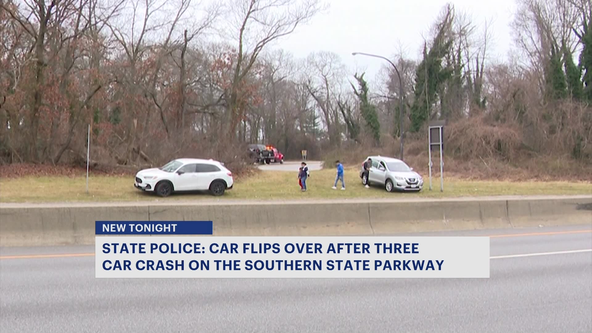 State police: 2 people hurt in 3-vehicle rollover crash on Southern ...