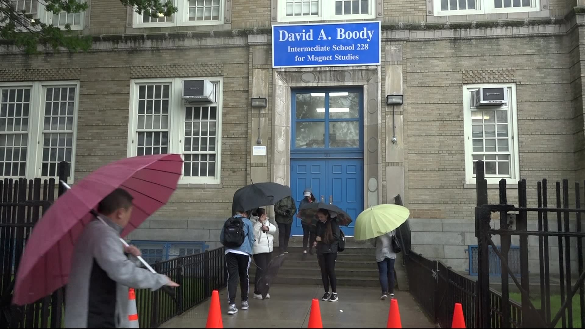 Gravesend school sends kids home as storm floods building