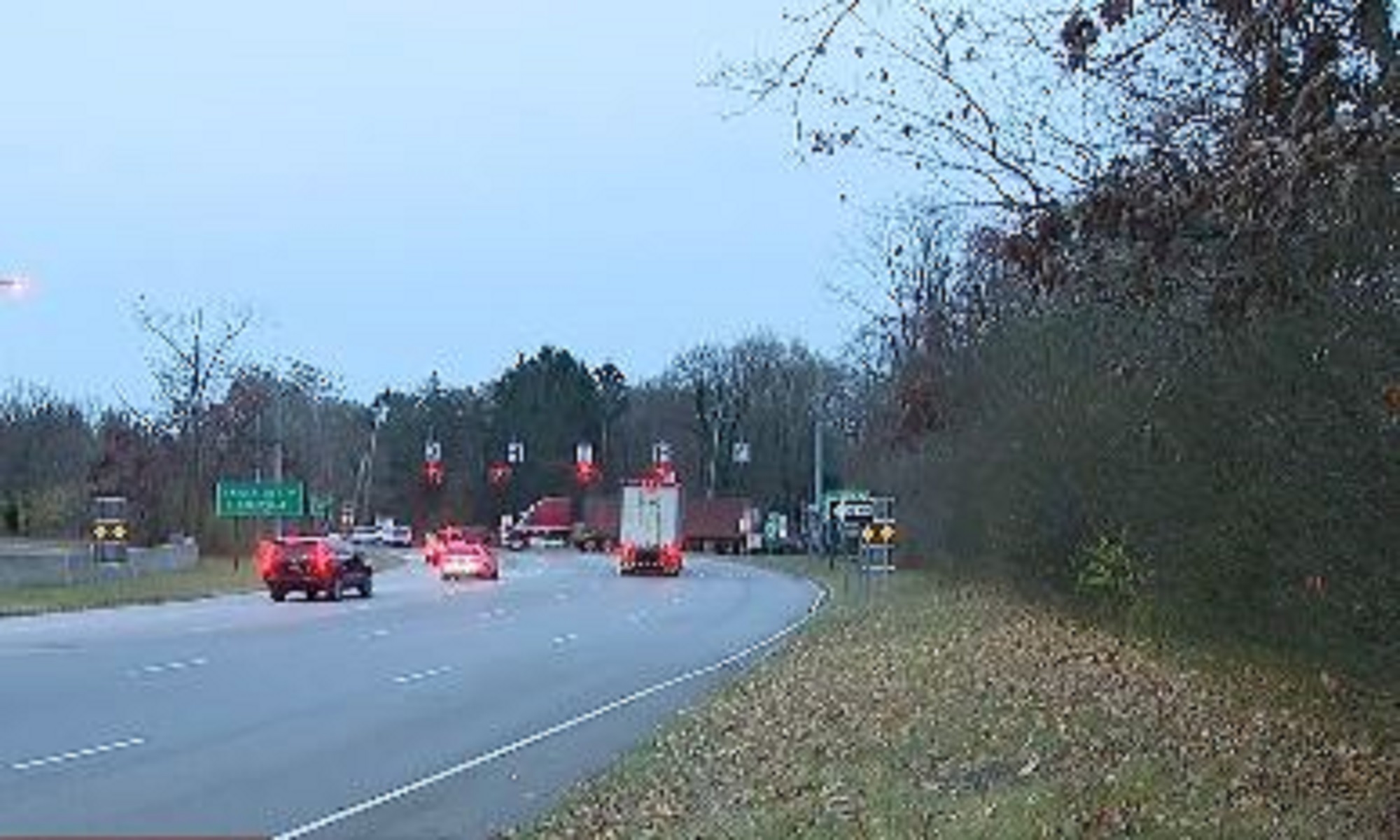 News 12 | Bronx | Police Man Found Dead Underground In Storm Basin On Lie