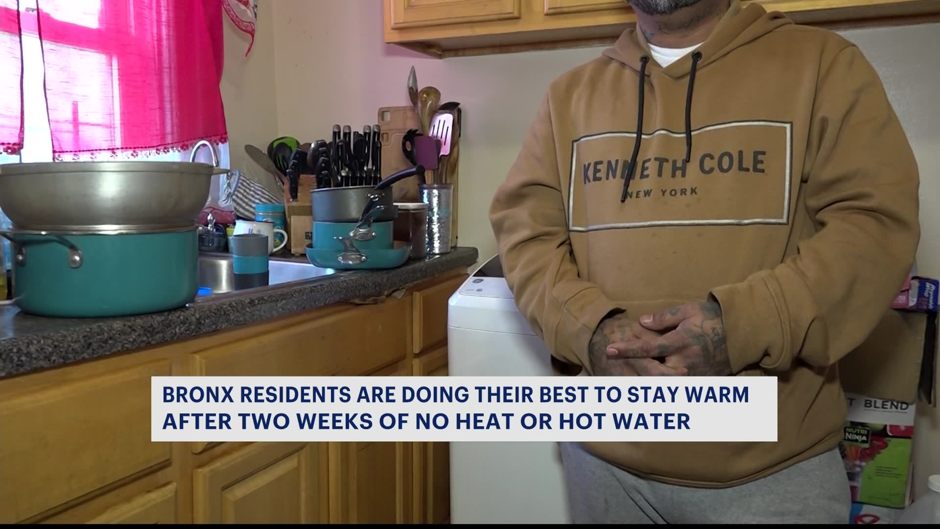 Bronx tenant using oven to heat his apartment after no heat or hot ...