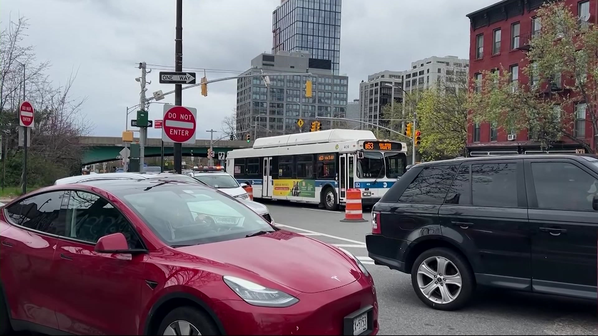 News 12 | The Bronx | DOT issues traffic advisory amid partial closure ...