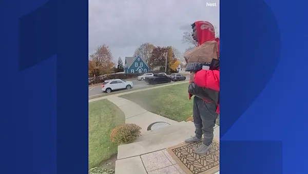 Caught on camera: Porch pirate strikes at home in West Hempstead Caught on camera: Porch pirate strikes at home in West Hempstead
