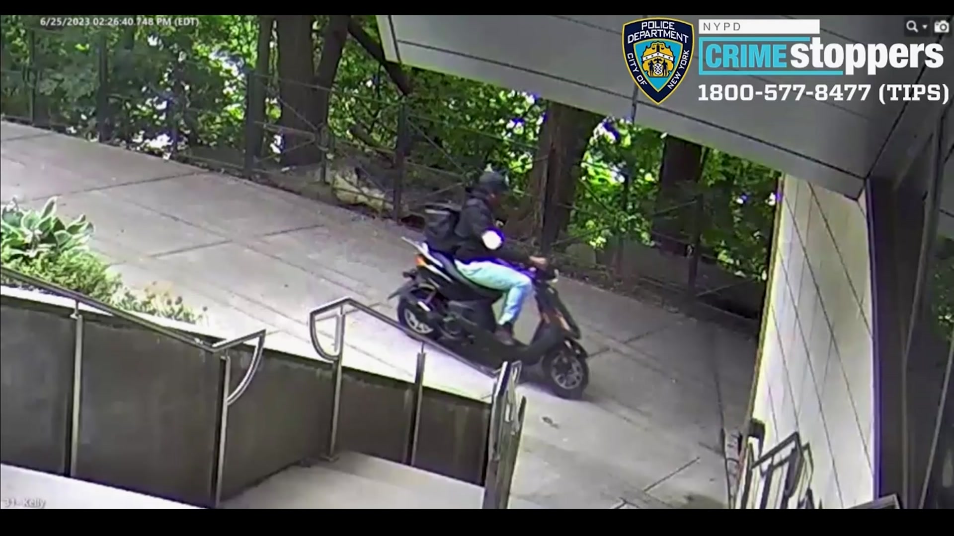 NYPD: Suspect wanted for stealing gold chain from 14-year-old girl in ...