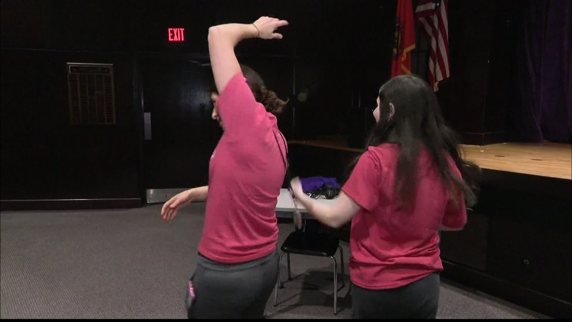 Best Buddies Club at Plainedge HS hosts fashion show for children with ...