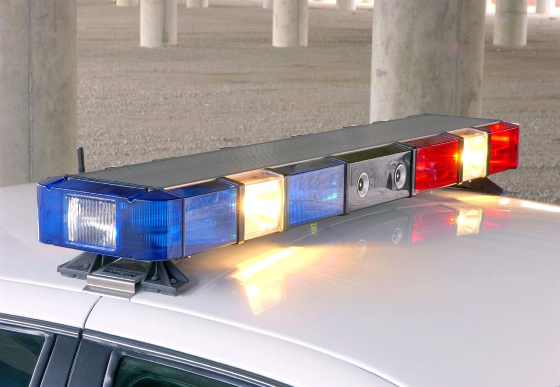 Police looking to identify suspect in fatal shooting on Tapscott Street