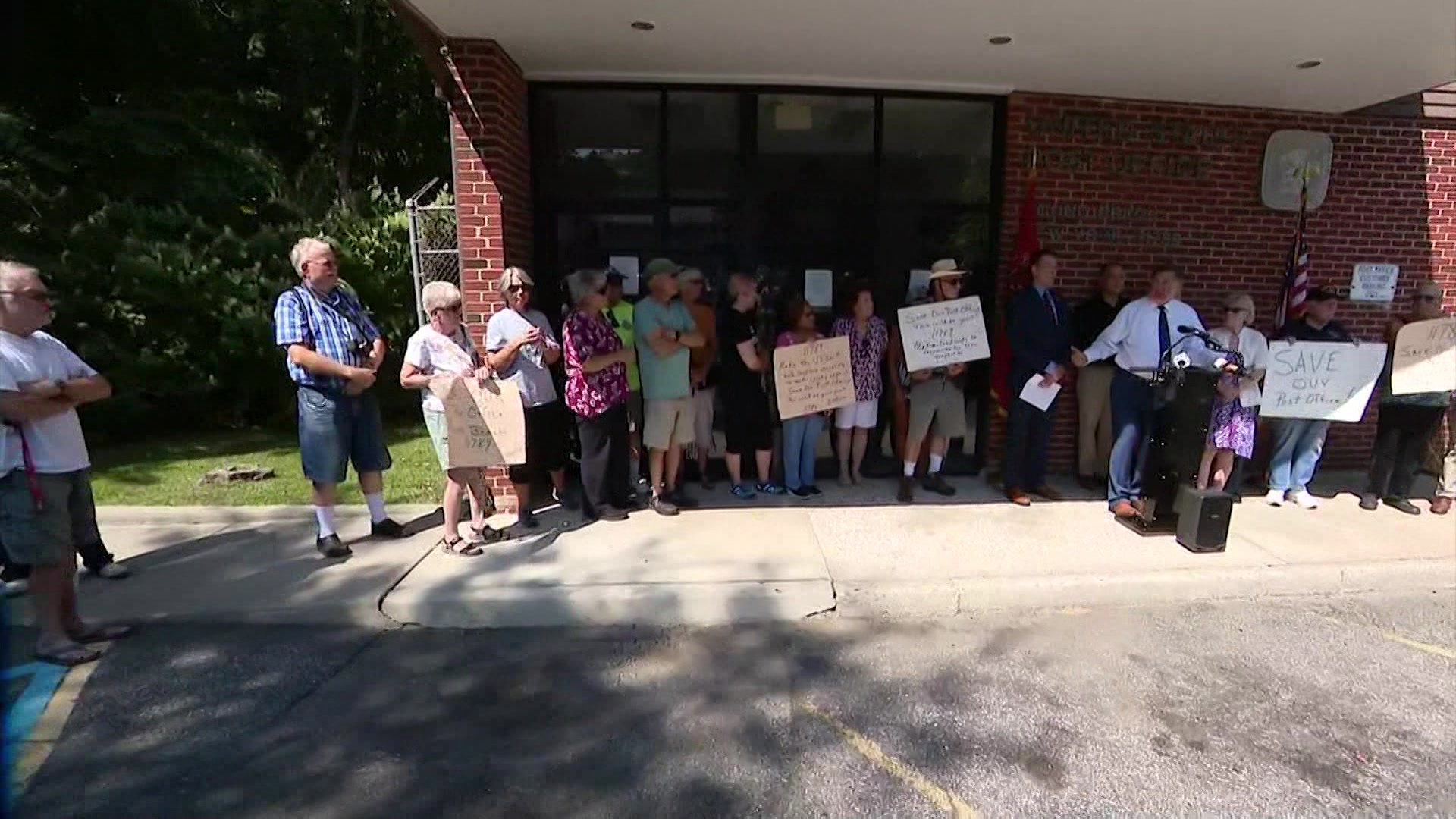 News 12 | Long Island | Sound Beach Community Calls For Post Office To ...