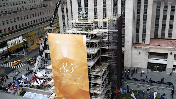 NYPD announces street closures for Rockefeller Center tree lighting NYPD announces street closures for Rockefeller Center tree lighting