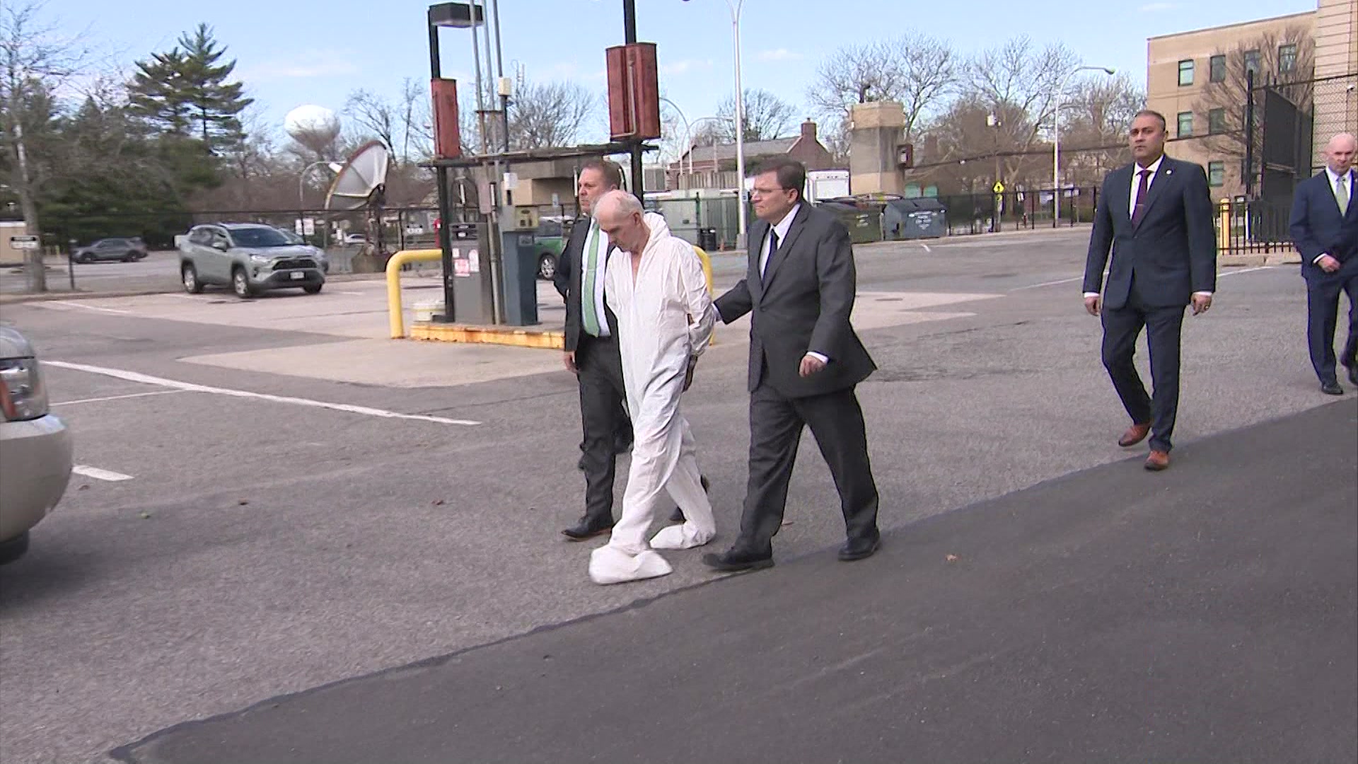 Police: Husband charged with murder in stabbing of 82-year-old wife in ...