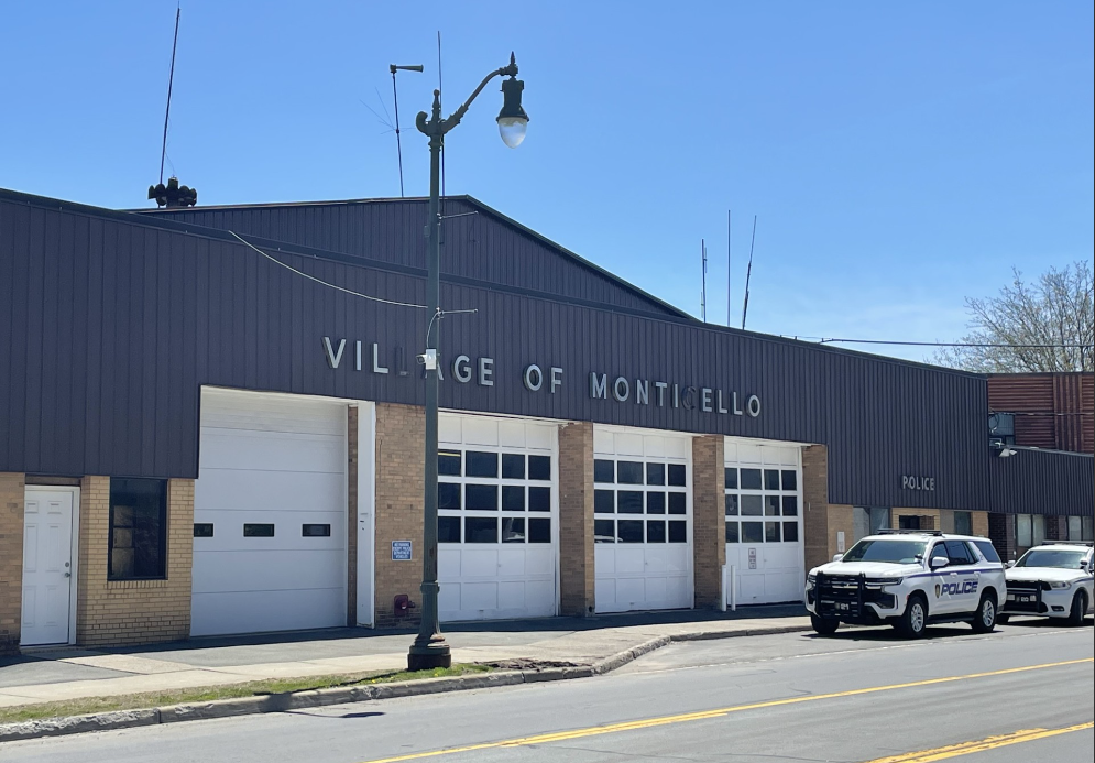 Monticello police sergeant alleges retaliation for working with ...