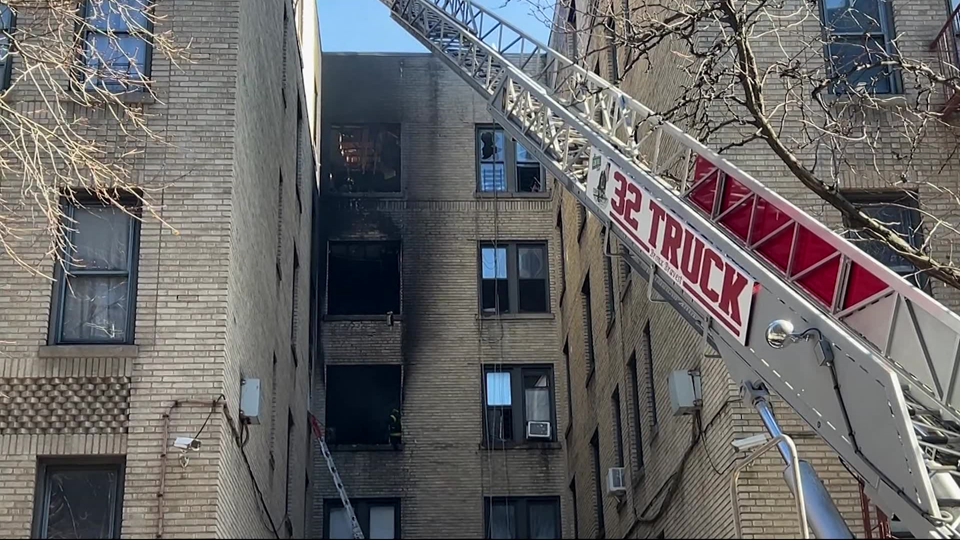 News 12 | Bronx | Dob Vacate Order Issued For 15 Units After Fire ...
