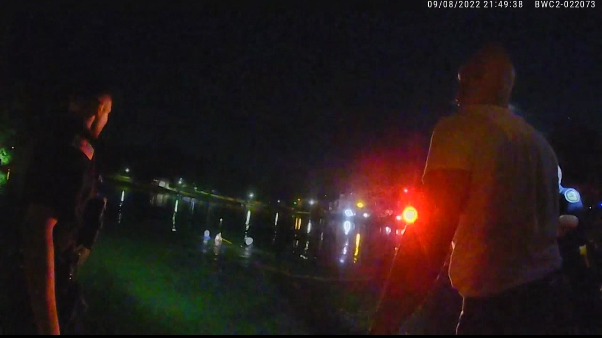 New body cam footage shows suspect almost drowned trying to escape a ...