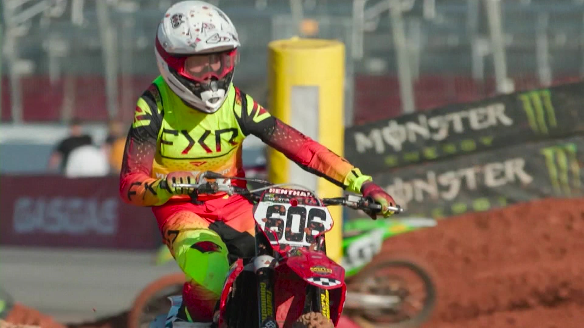 Two-wheel racers set to fly high this weekend at MetLife Stadium in ...