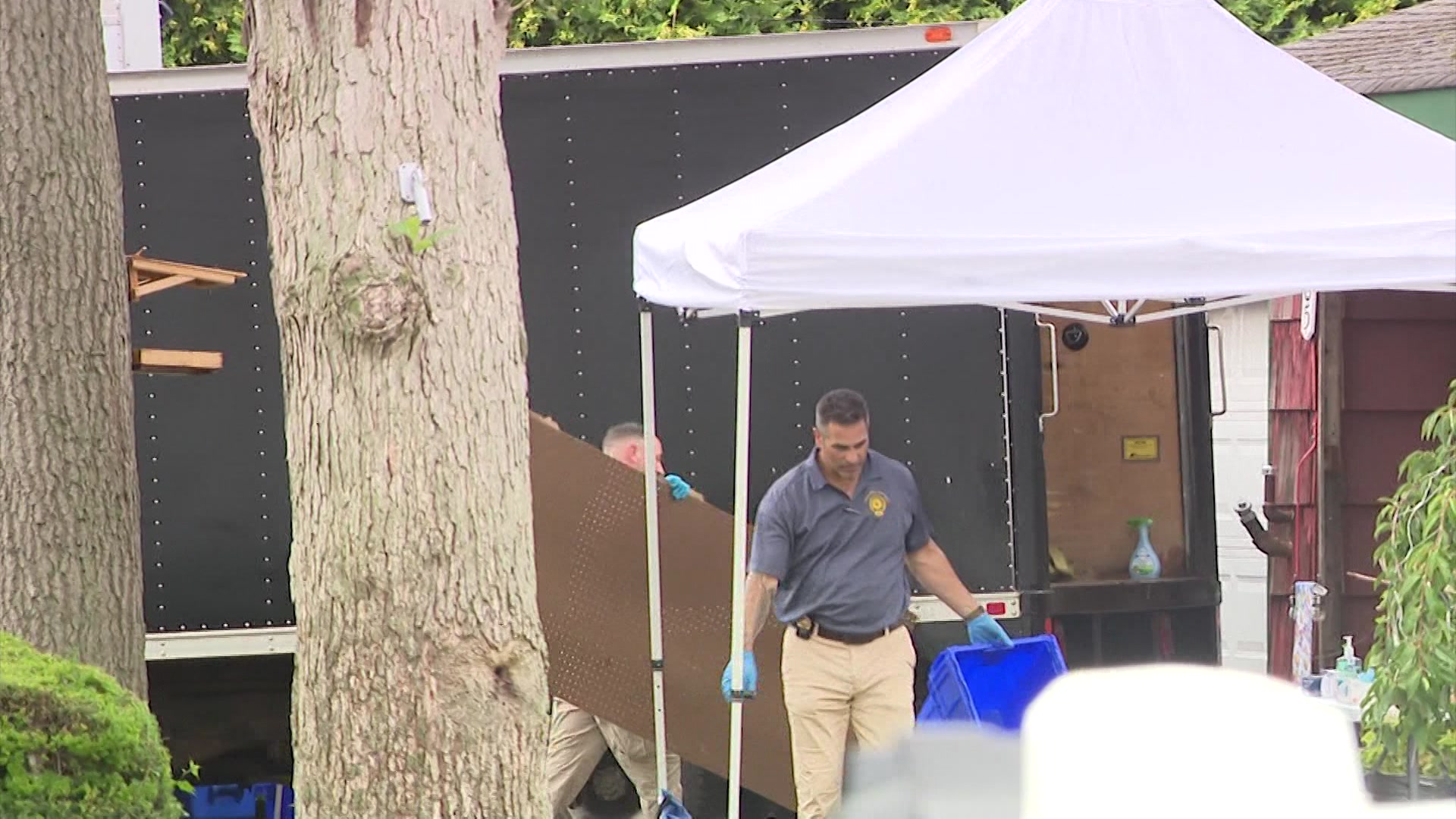 How can DNA evidence be recovered in Gilgo Beach case 13 years later? A ...