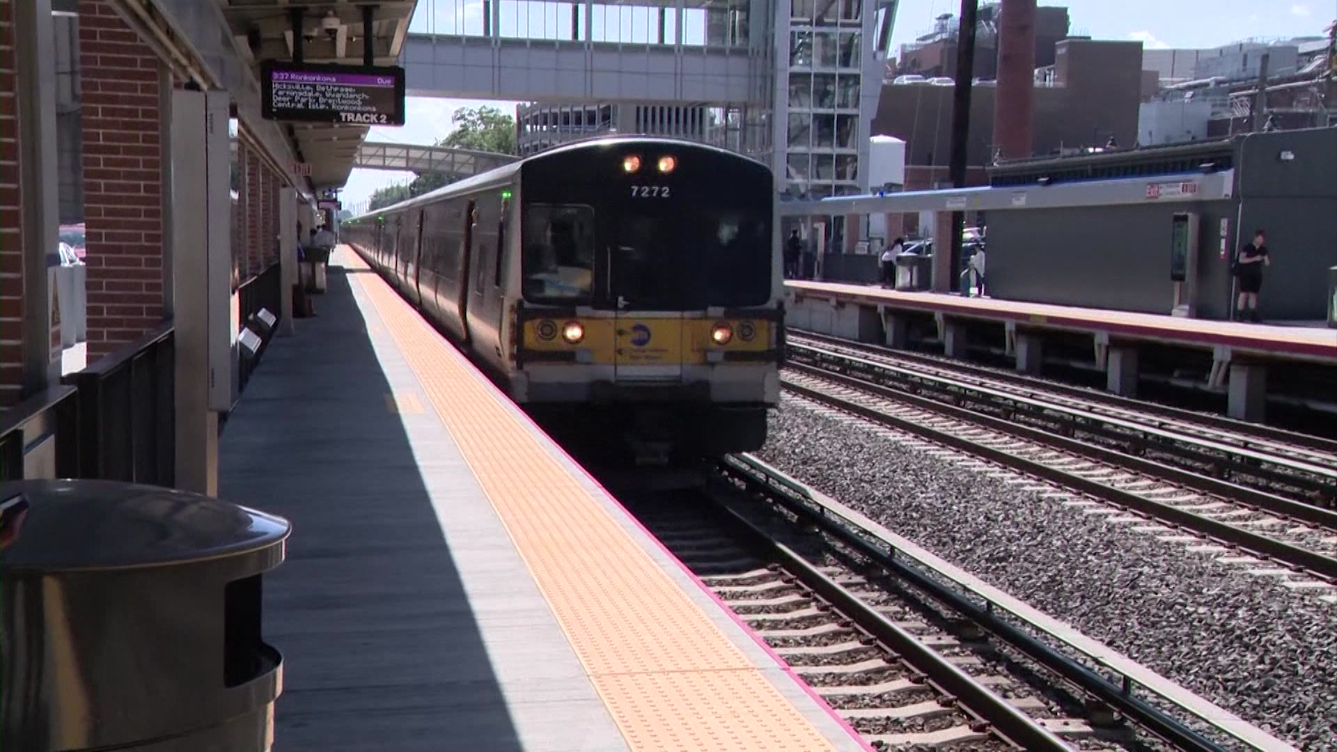 LIRR delays and cancellation disrupt service amid extreme heat