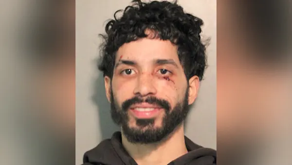 Police: Rockville Centre man arrested for assaulting officers at mall Police: Rockville Centre man arrested for assaulting officers at mall