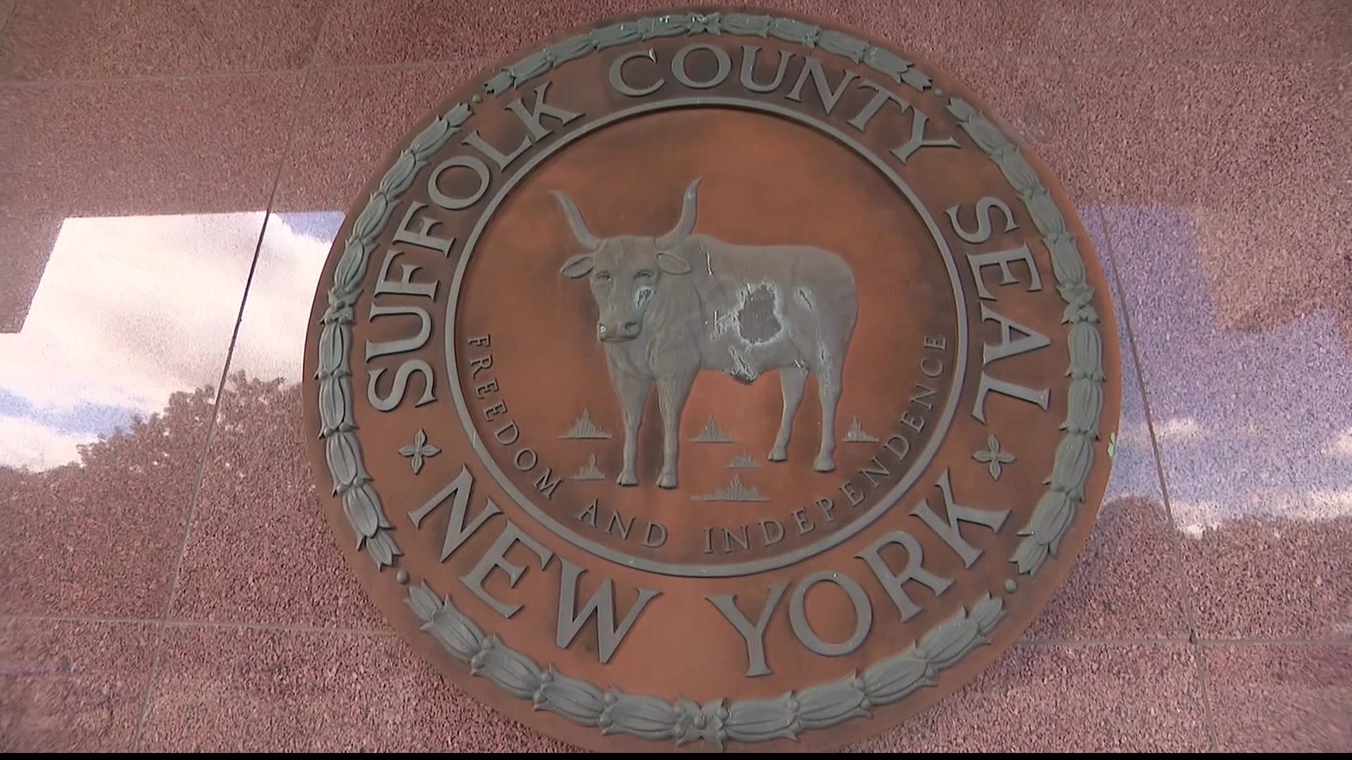 News 12 | Long Island | Suffolk County Facing Difficulties Fixing ...