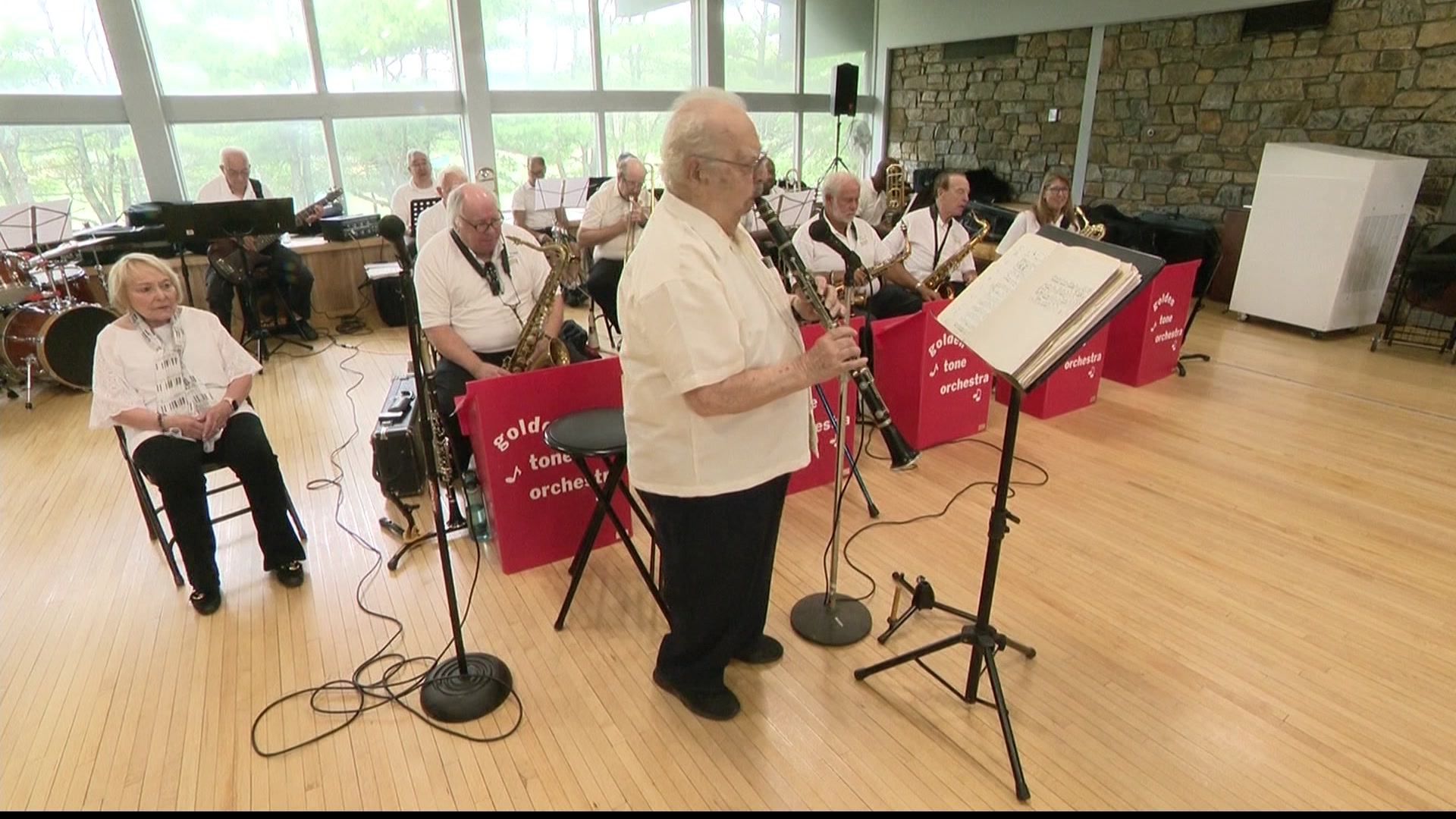 News 12 | Long Island | 102-year-old conductor of Golden Tone Orchestra ...