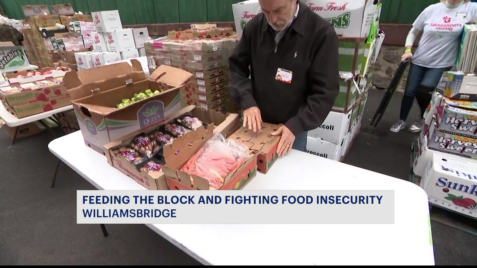 News 12 | Bronx | Funk Flex Teams Up With Organizations To Give Back To ...