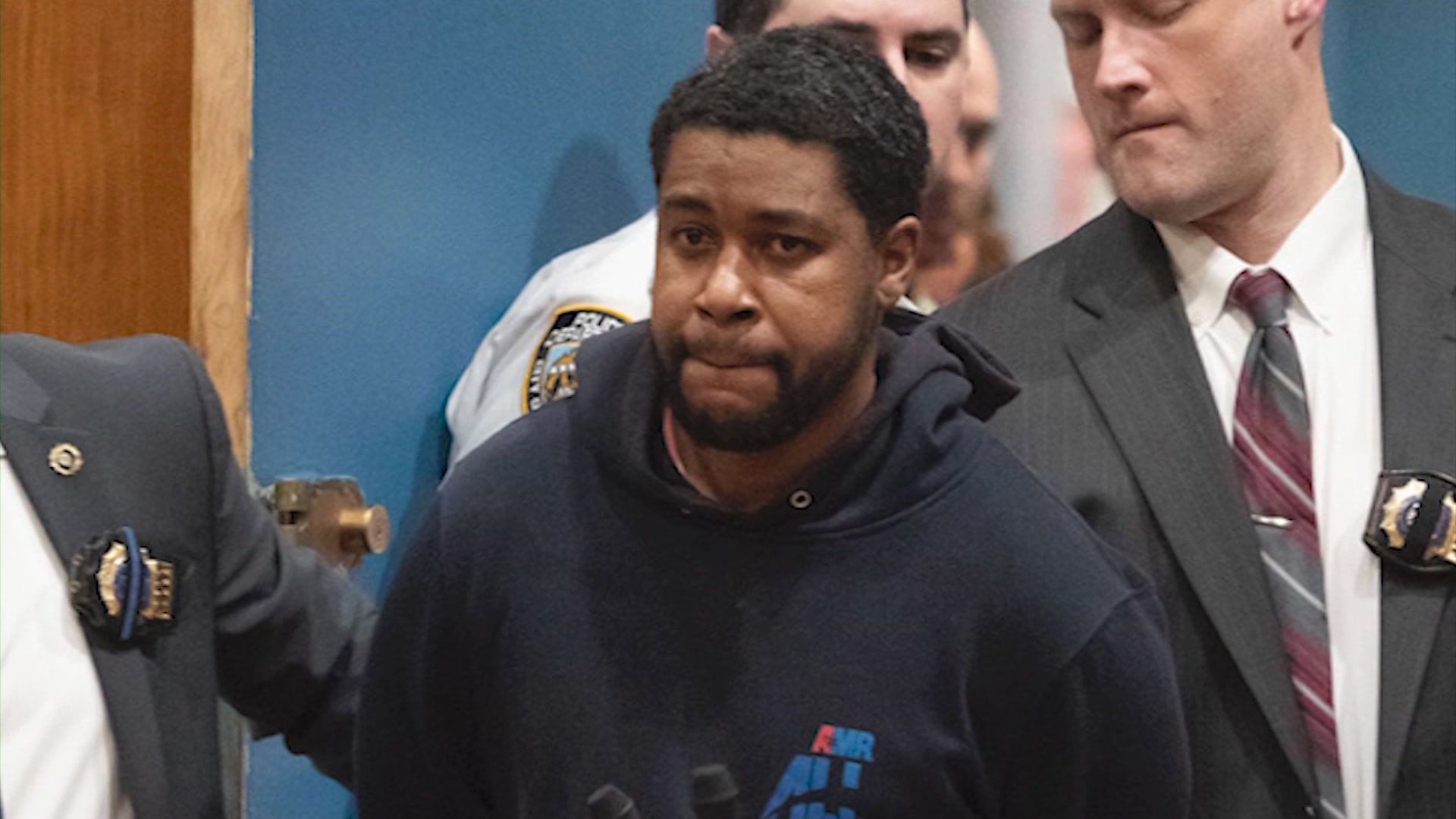 Queens DA: Weapons charges filed against driver of car involved in ...