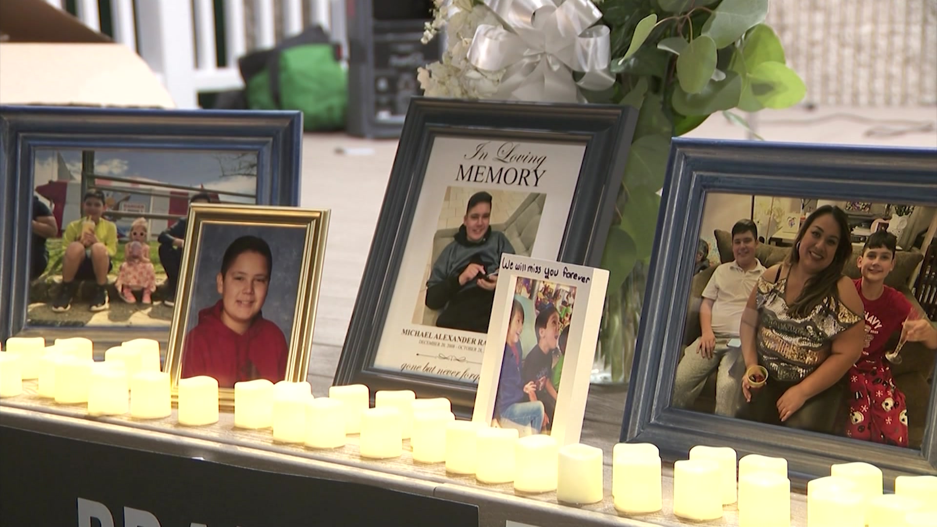News 12 | Hudson Valley | Hundreds gather for vigil honoring victims of ...