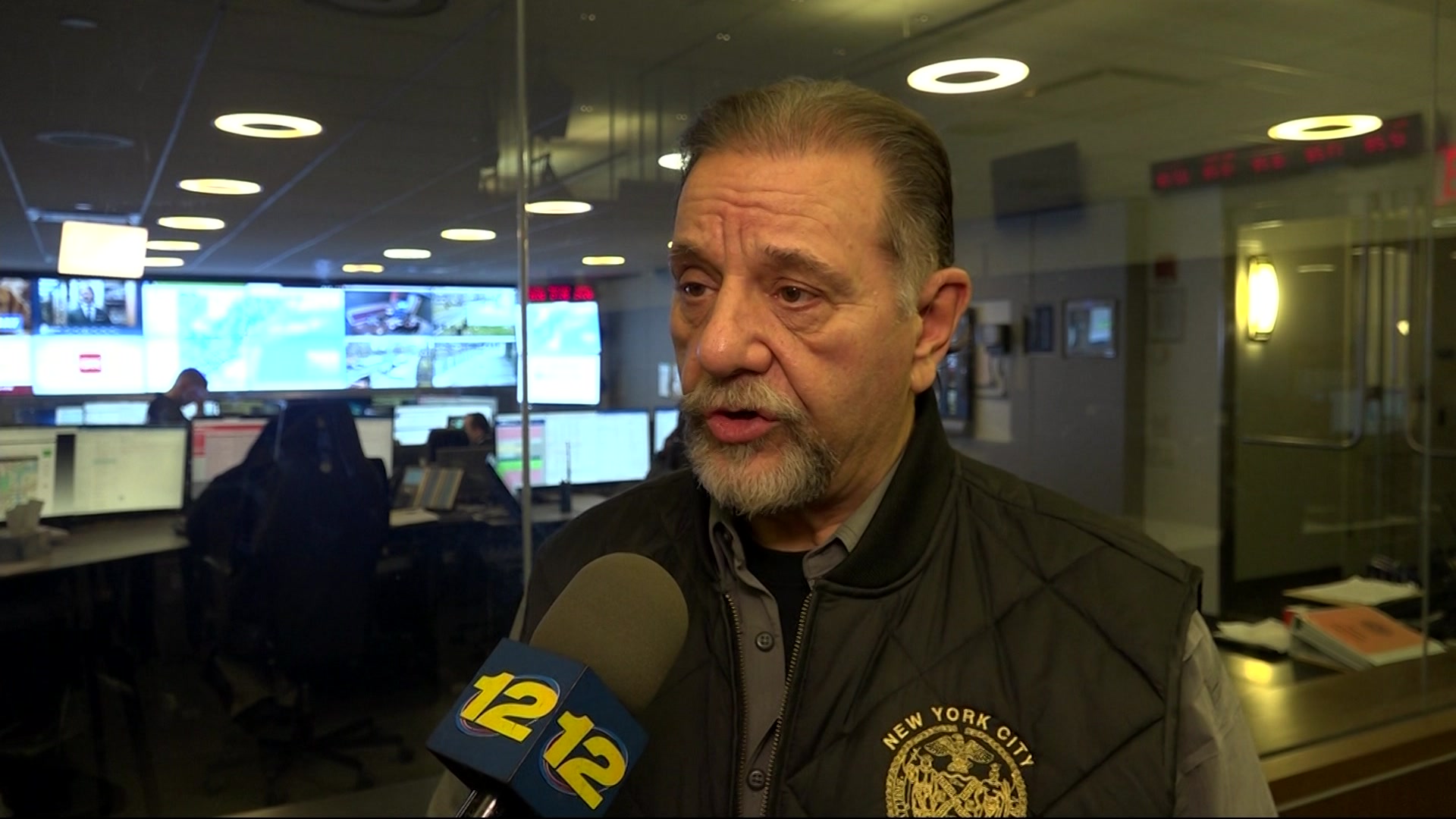 Community, mayor pay tribute to late former NYPD Chief Joe Esposito