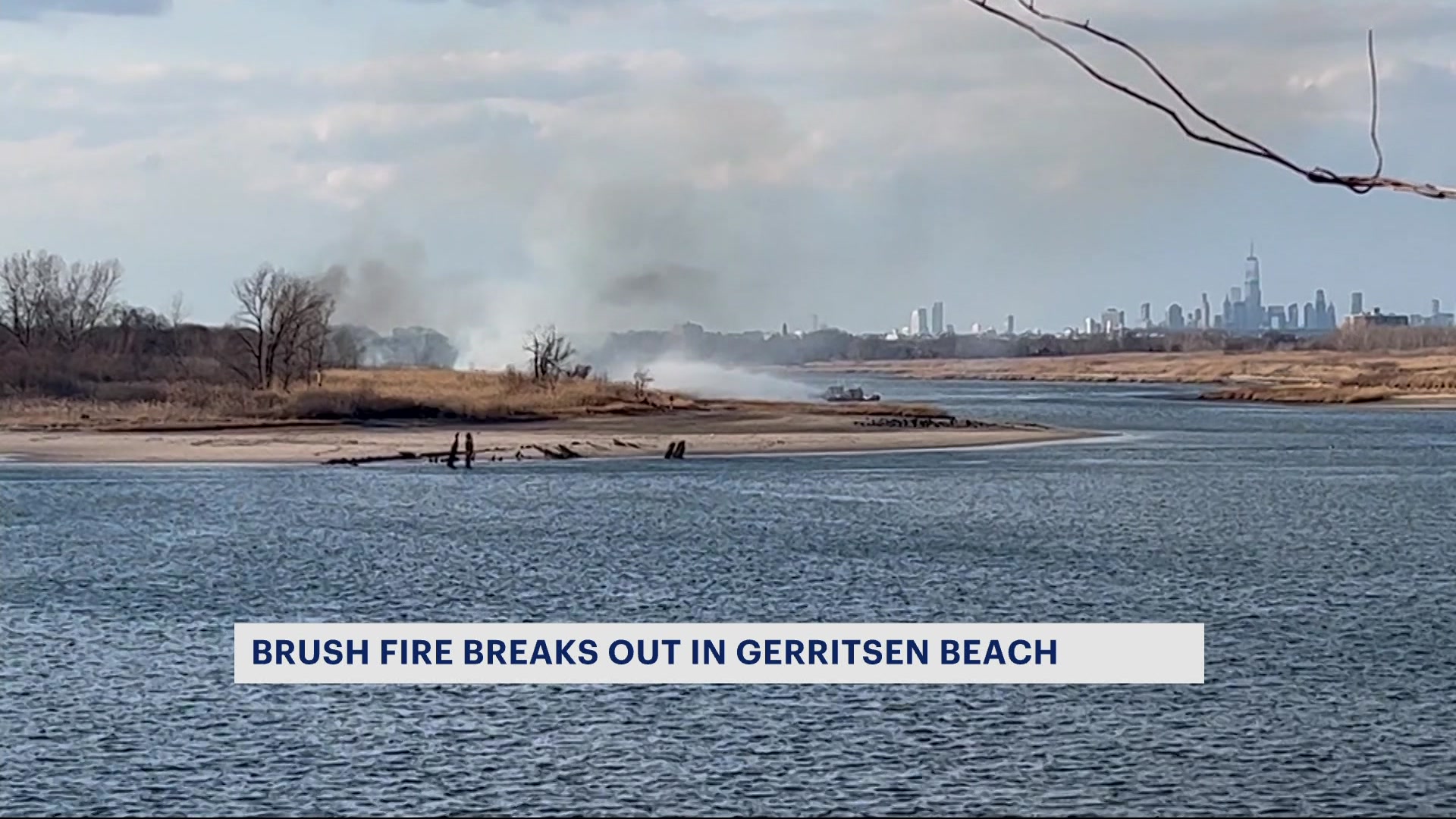 FDNY: Brush fire breaks out in Gerritsen Beach