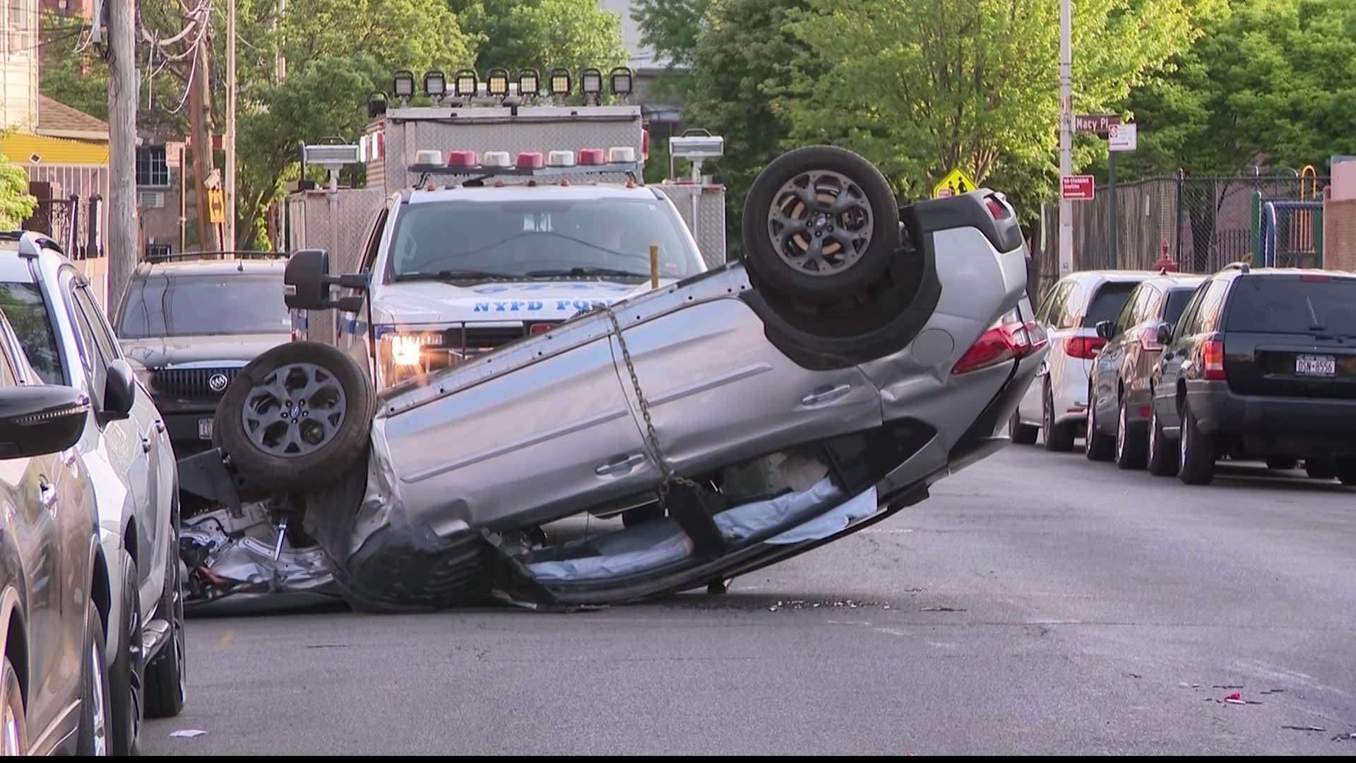 NYPD: Shooting, car crash in Longwood part of same investigation