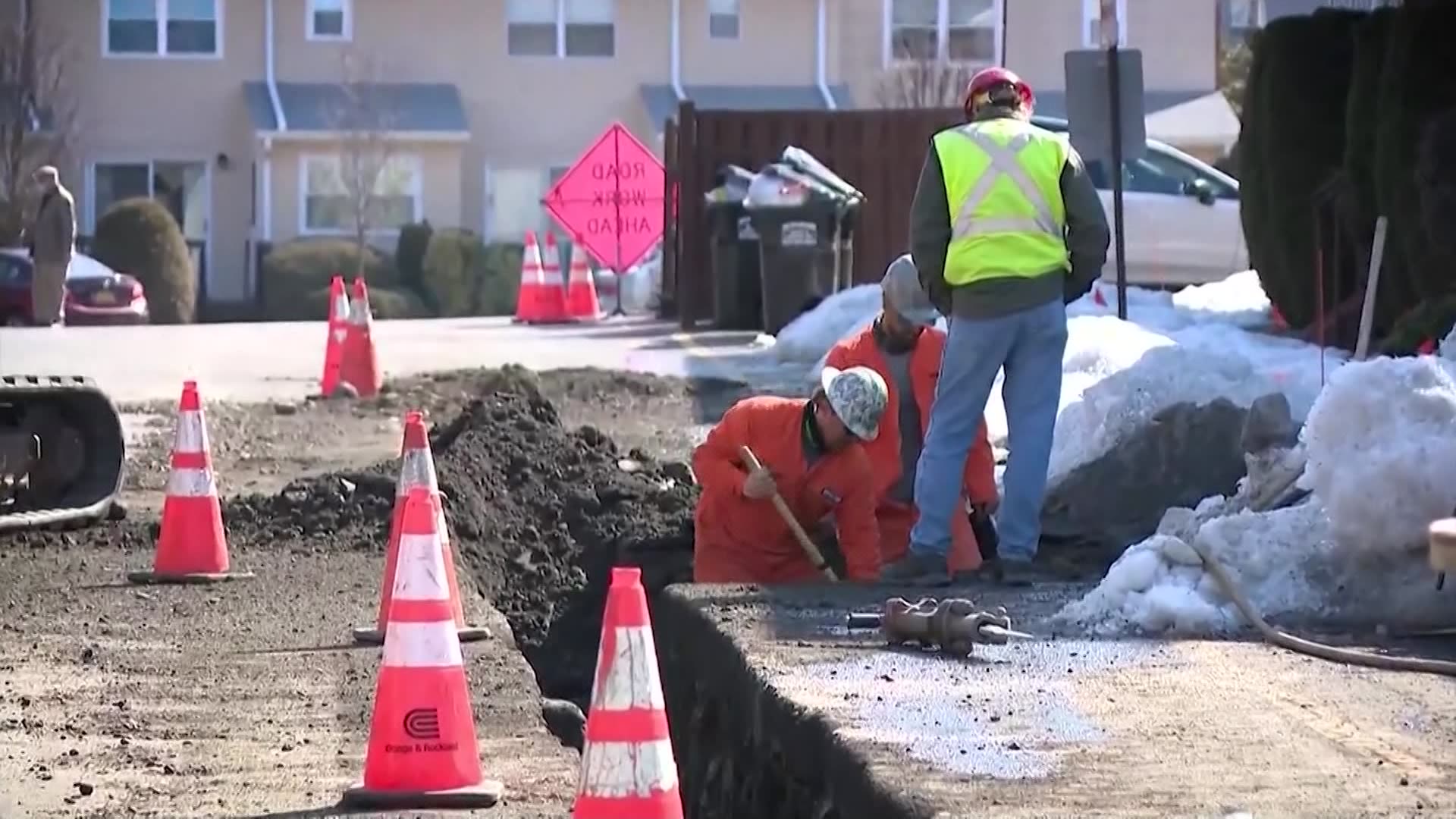 O&R: Call 811 before doing any digging to help avoid damaging utility lines