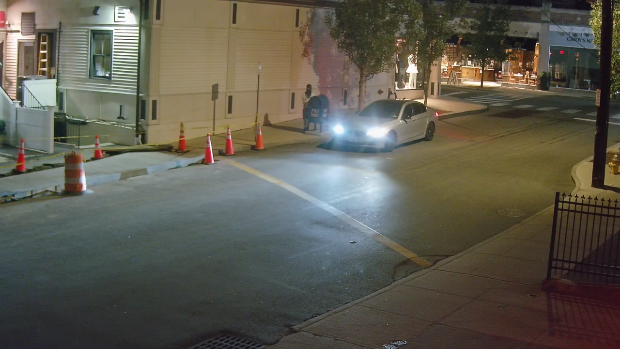 Thieves use glue traps to steal from mailboxes in Rye