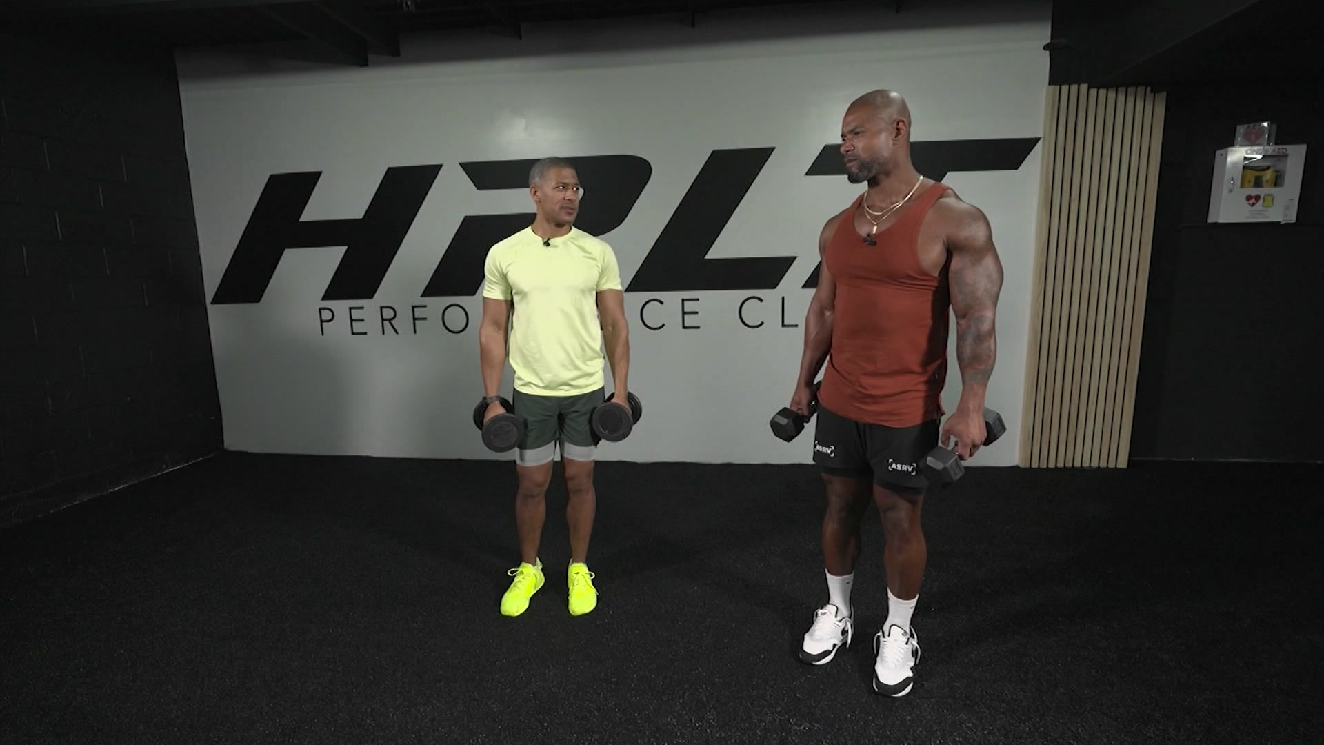 Fitness In 4 Dumbbell Moves For Stronger Arms And Legs