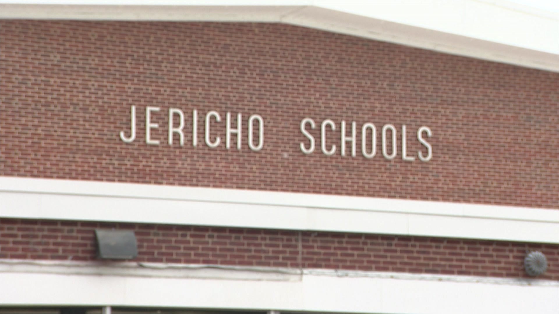 Students in the Jericho School District head back to class