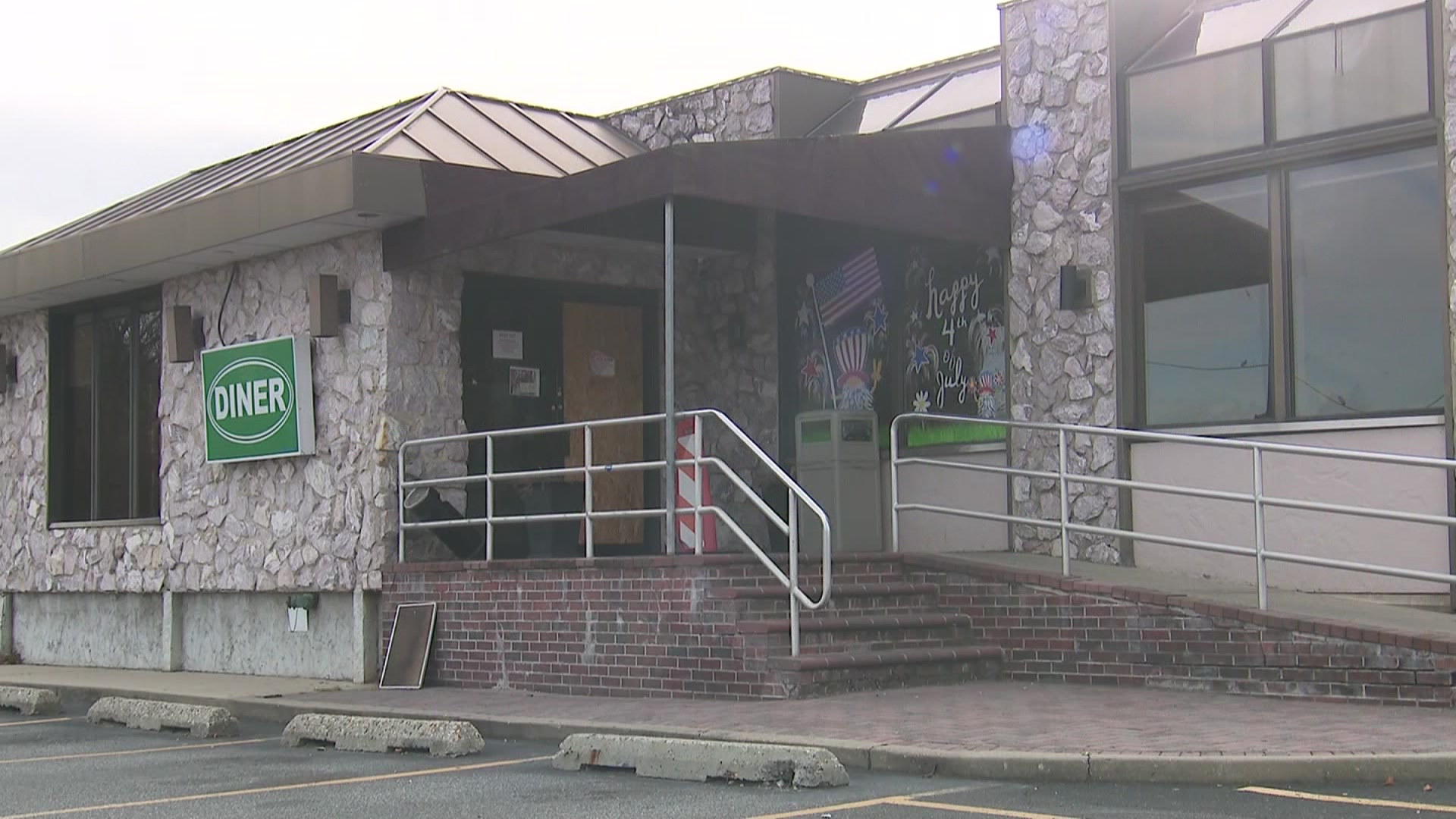 Peter Pan Diner expected to rebuild after devastating fire