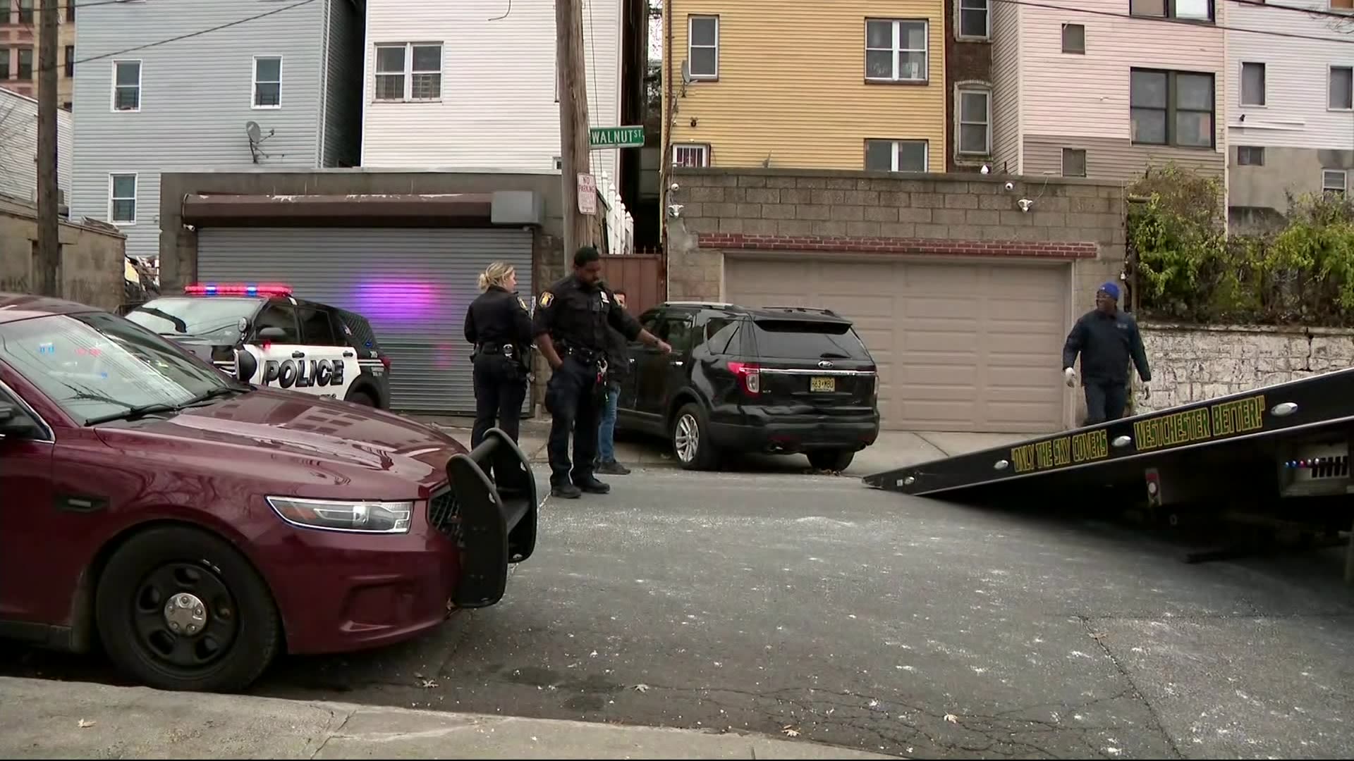 HEADLINES: Police chase attempted murder suspect, teen arrest for ...