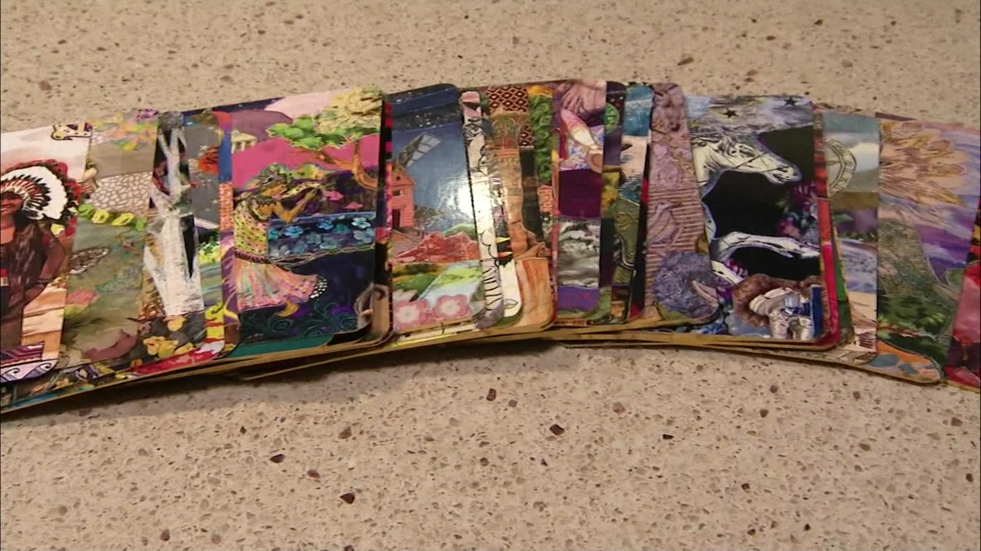 Elizabeth and Elisa: Step-by-step guide on tarot cards