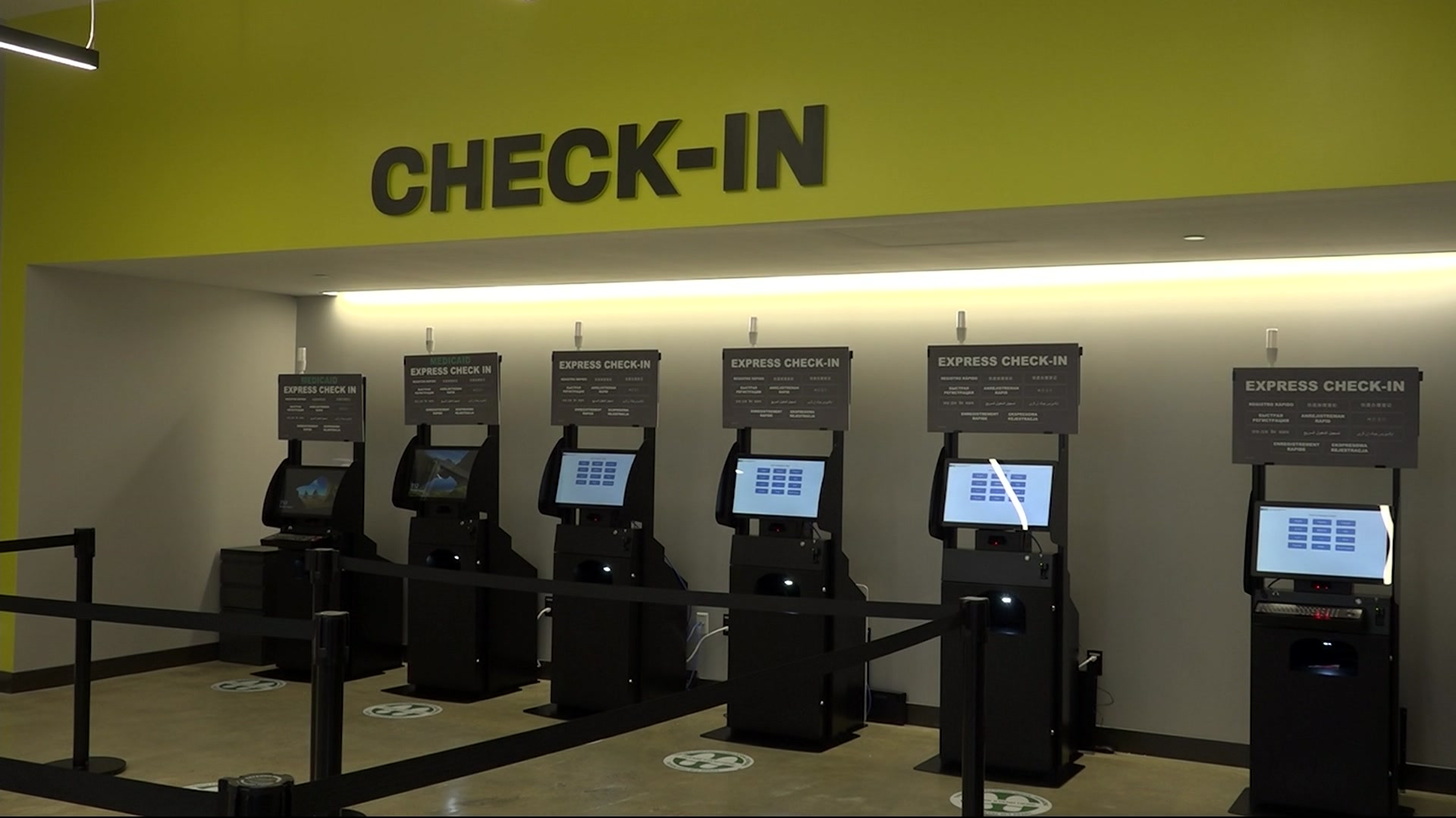 Officials unveil new benefits access center in Coney Island